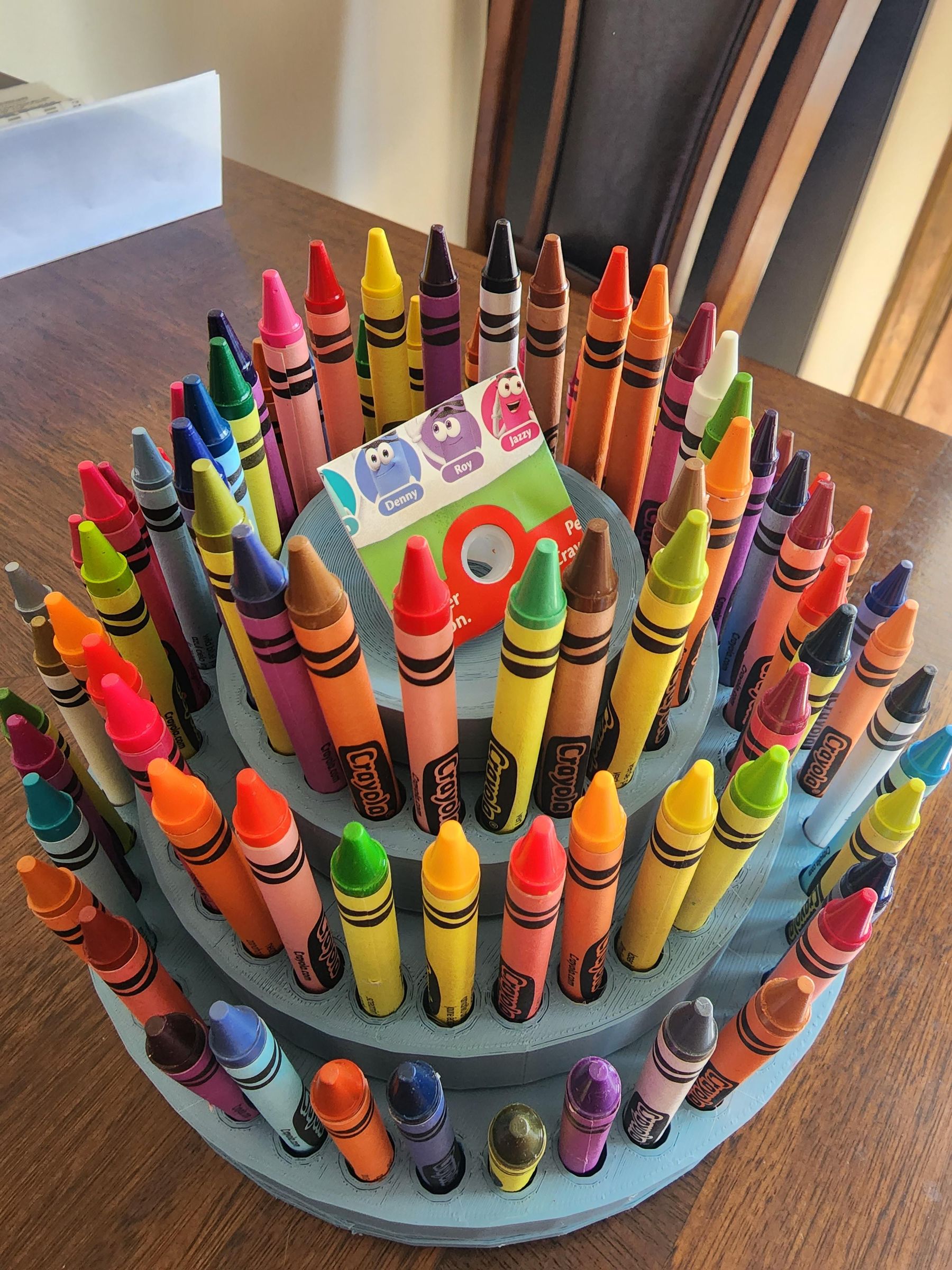 Craft Room Rotating Crayon Holder : 5 Steps (with Pictures) - Instructables