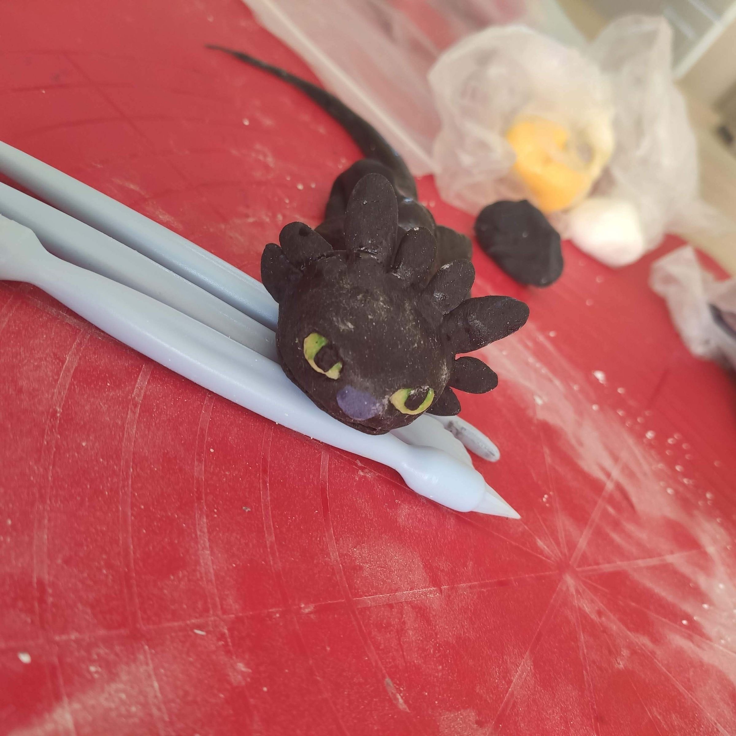 Toothless - Cake Fondant : 4 Steps - Instructables
