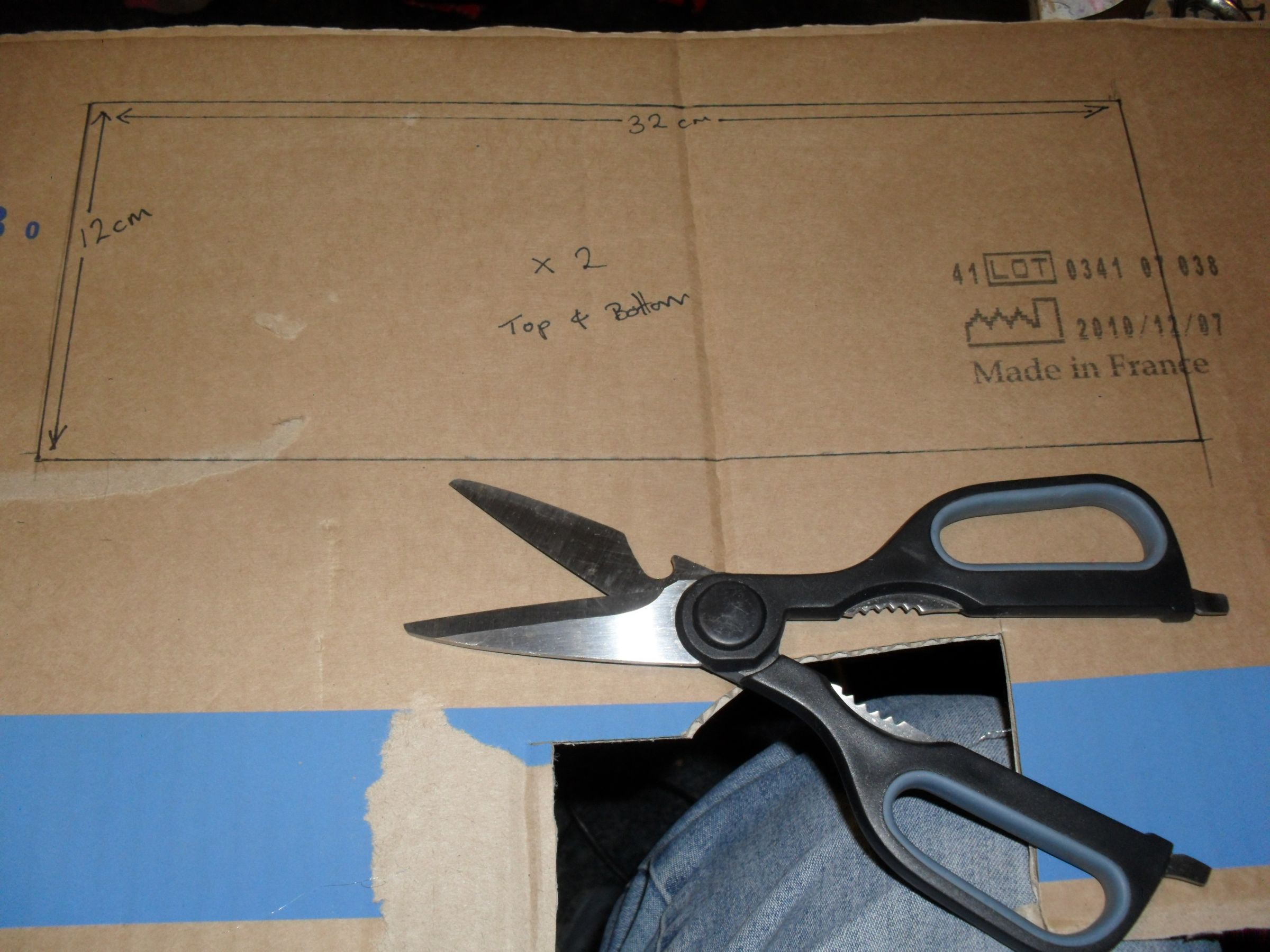 Cardboard Props: How to Make a Viking Hammer / Thors Hammer- Mjolnir ...