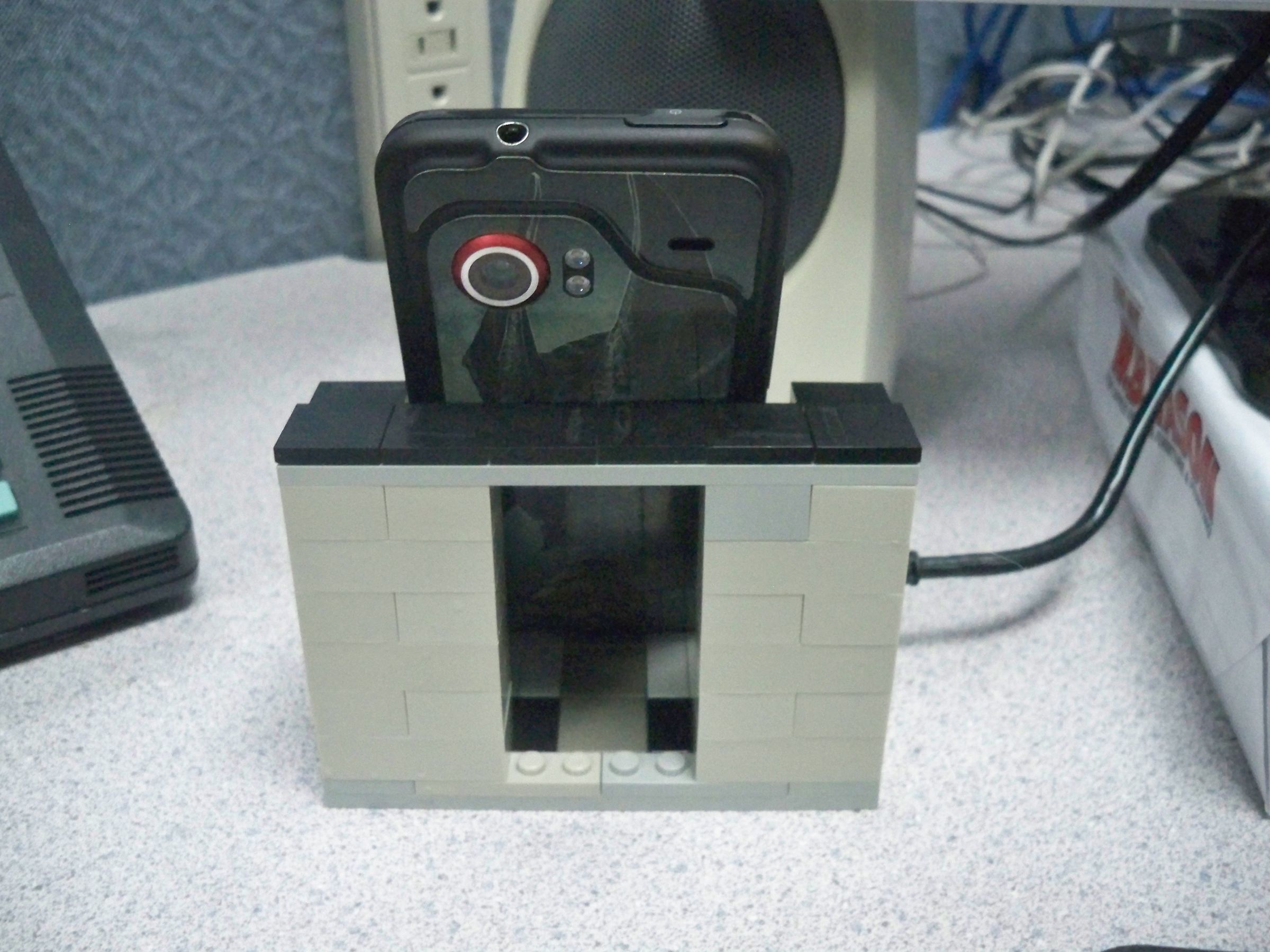 Another Low Tech Docking Station - Instructables