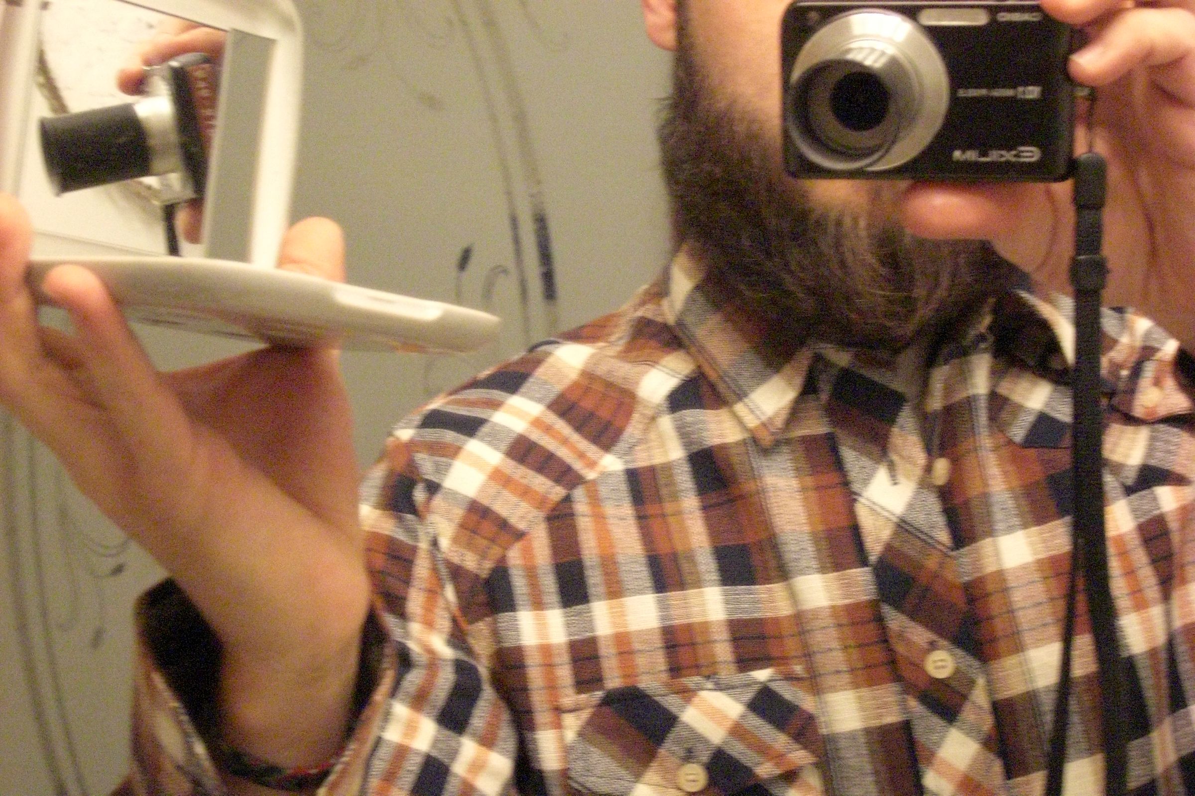 Point-and-Shoot Ring Flash Diffuser : 6 Steps (with Pictures ...