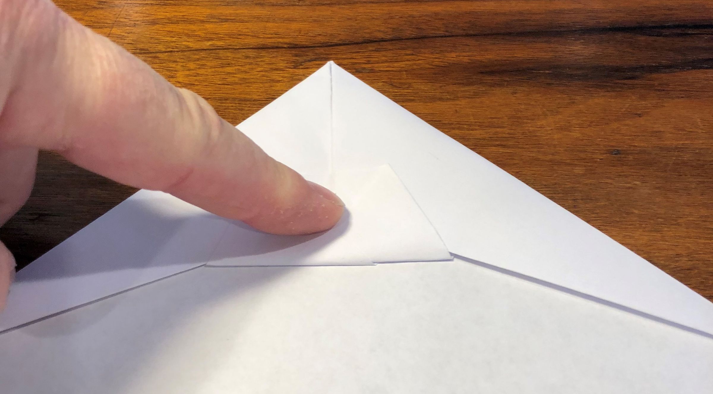 World Record Paper Plane : 10 Steps - Instructables