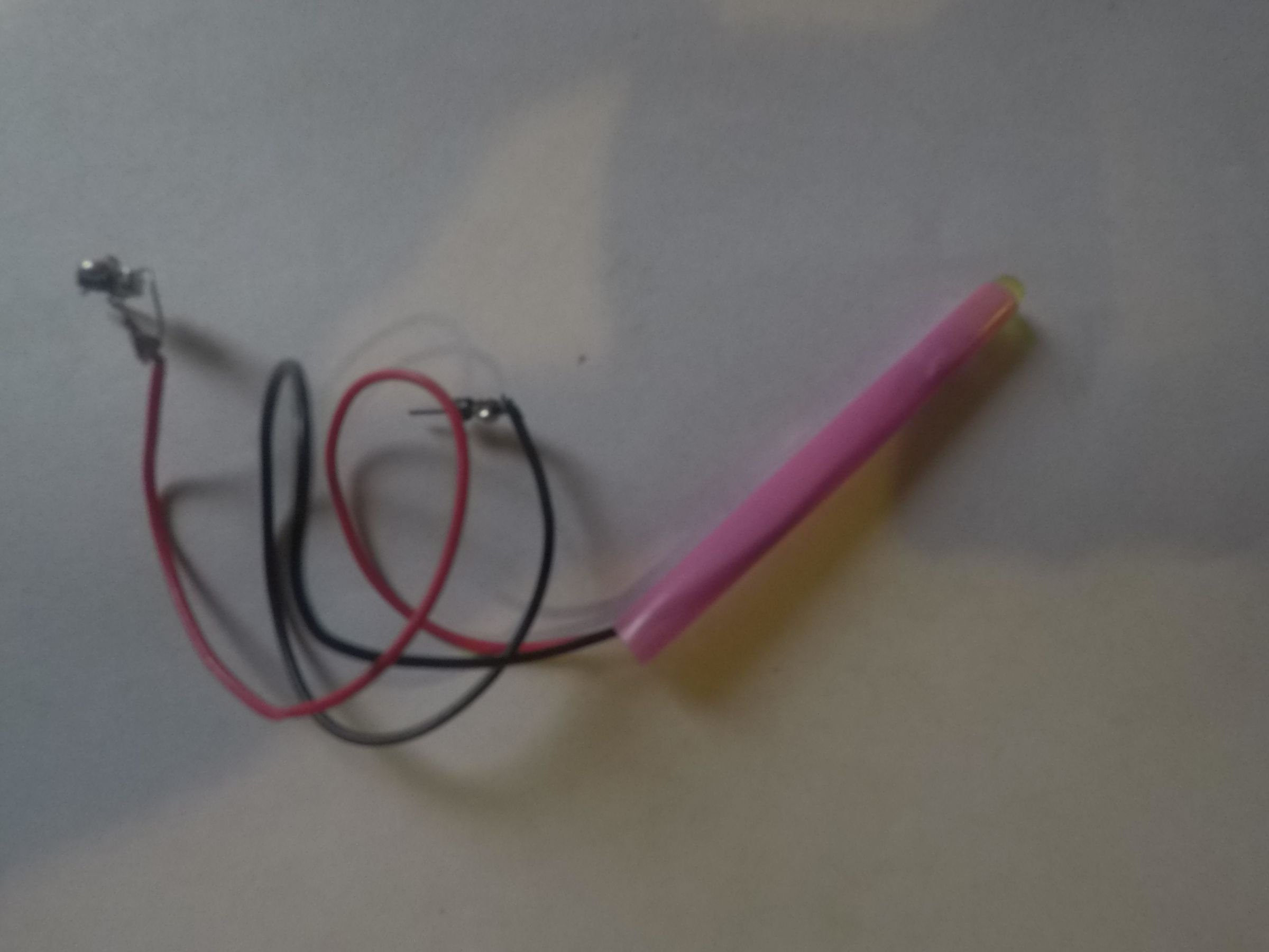 LED Birthday Cake Candle That You Can Blow Out : 4 Steps - Instructables