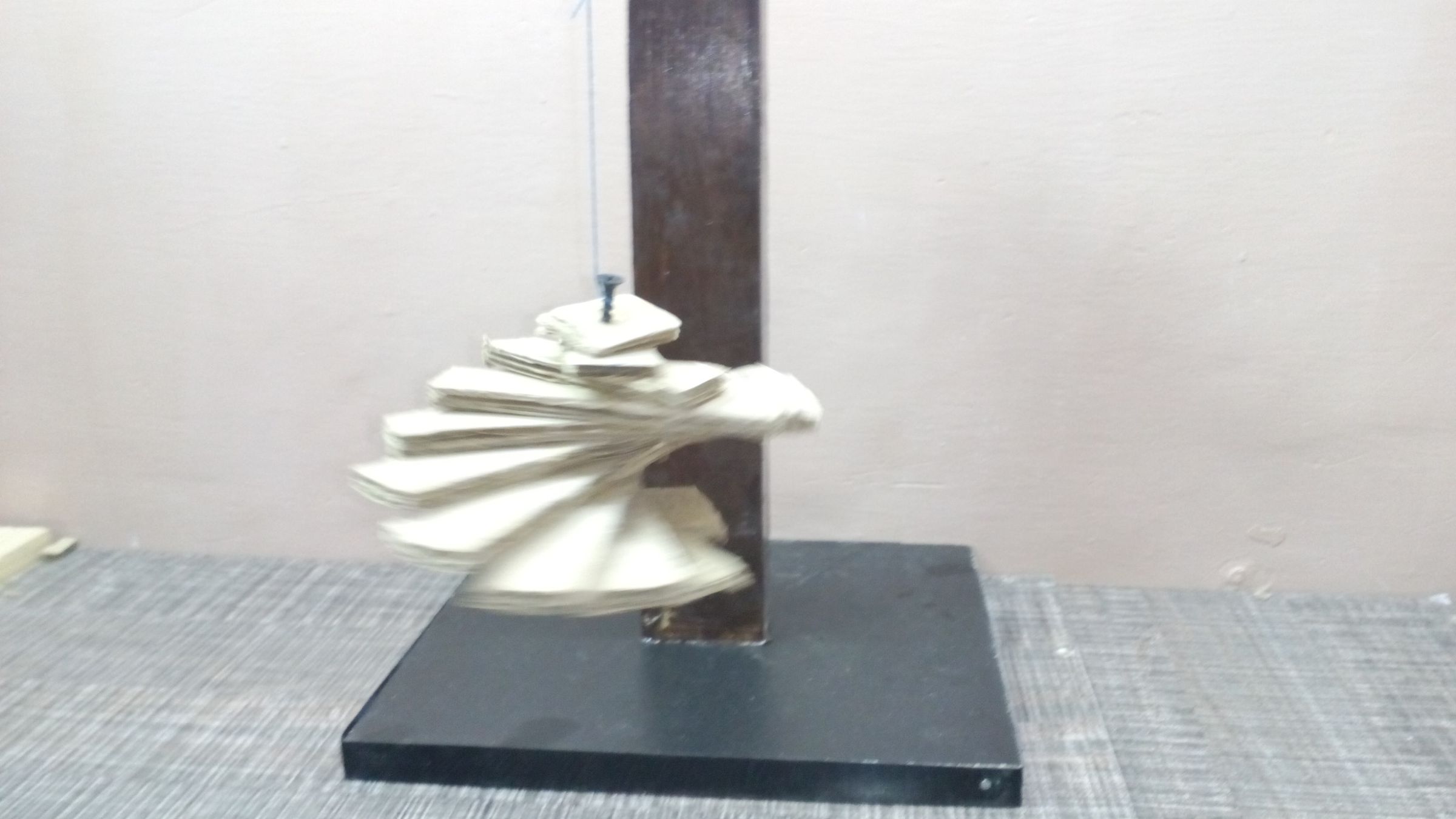 Swinging Swirl Cat Toy : 3 Steps - Instructables