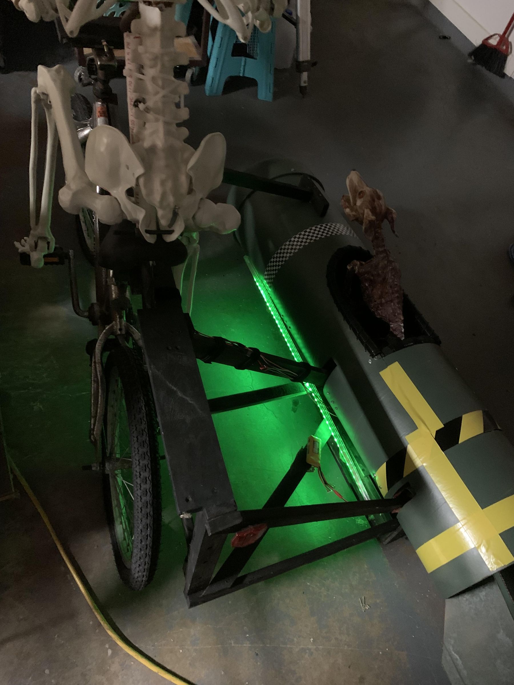 The Bike Riding Skeleton : 9 Steps (with Pictures) - Instructables