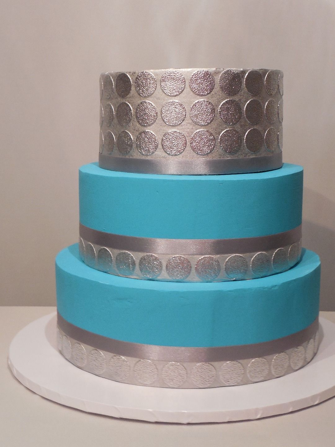Fake That Wedding Cake! ( at Least Part of It ) : 8 Steps (with ...