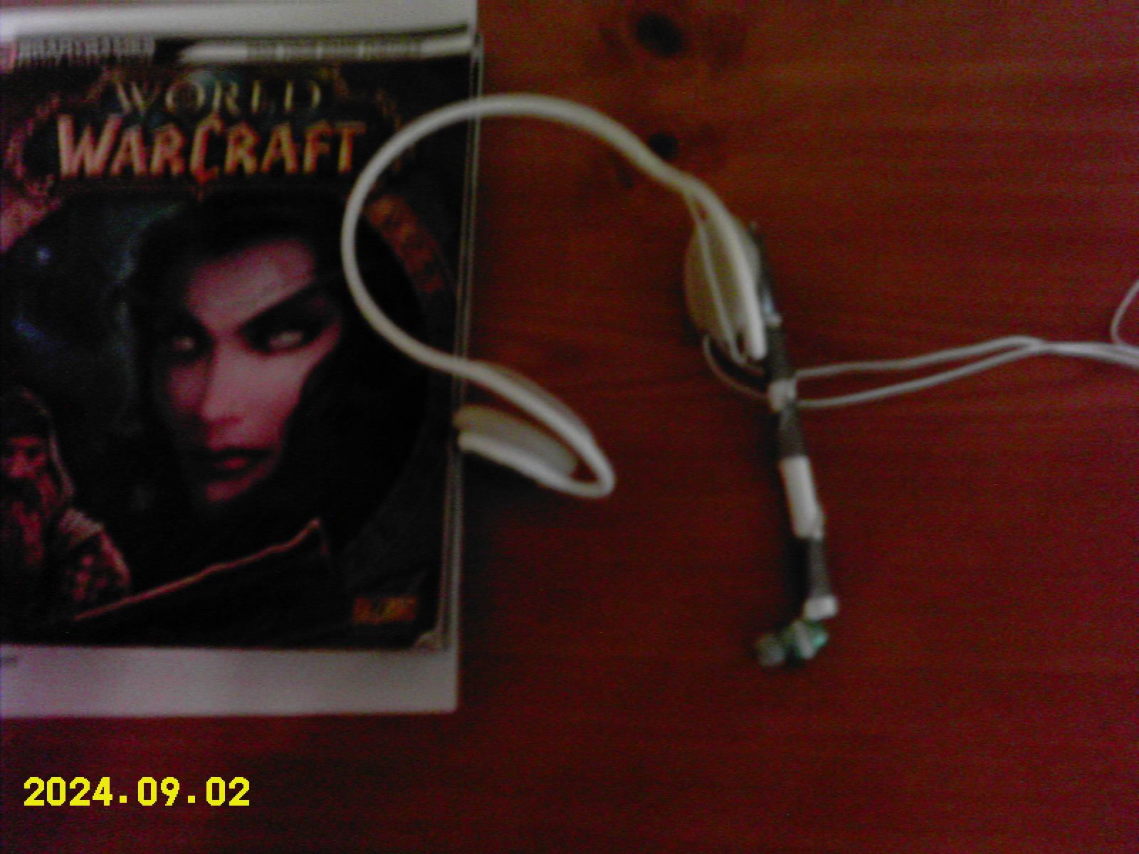 How to Make a Headset for Online Gaming or Instant Messaging : 5 Steps ...