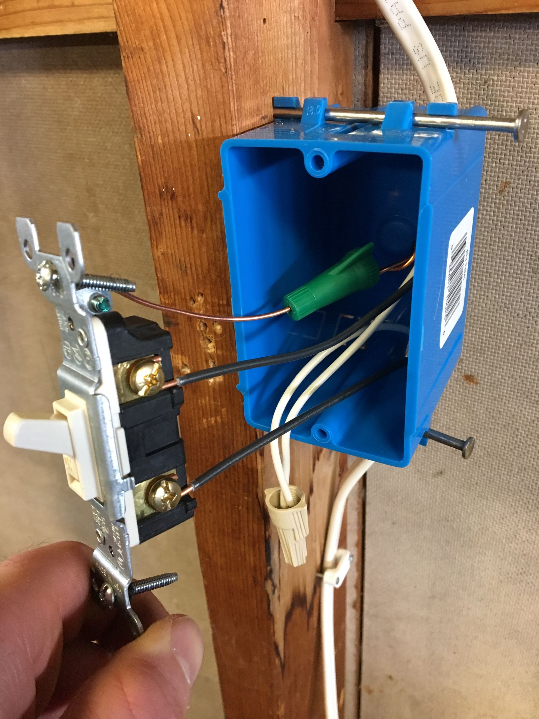 How to Replace a Single-Pole Light Switch (Residential Applications ...