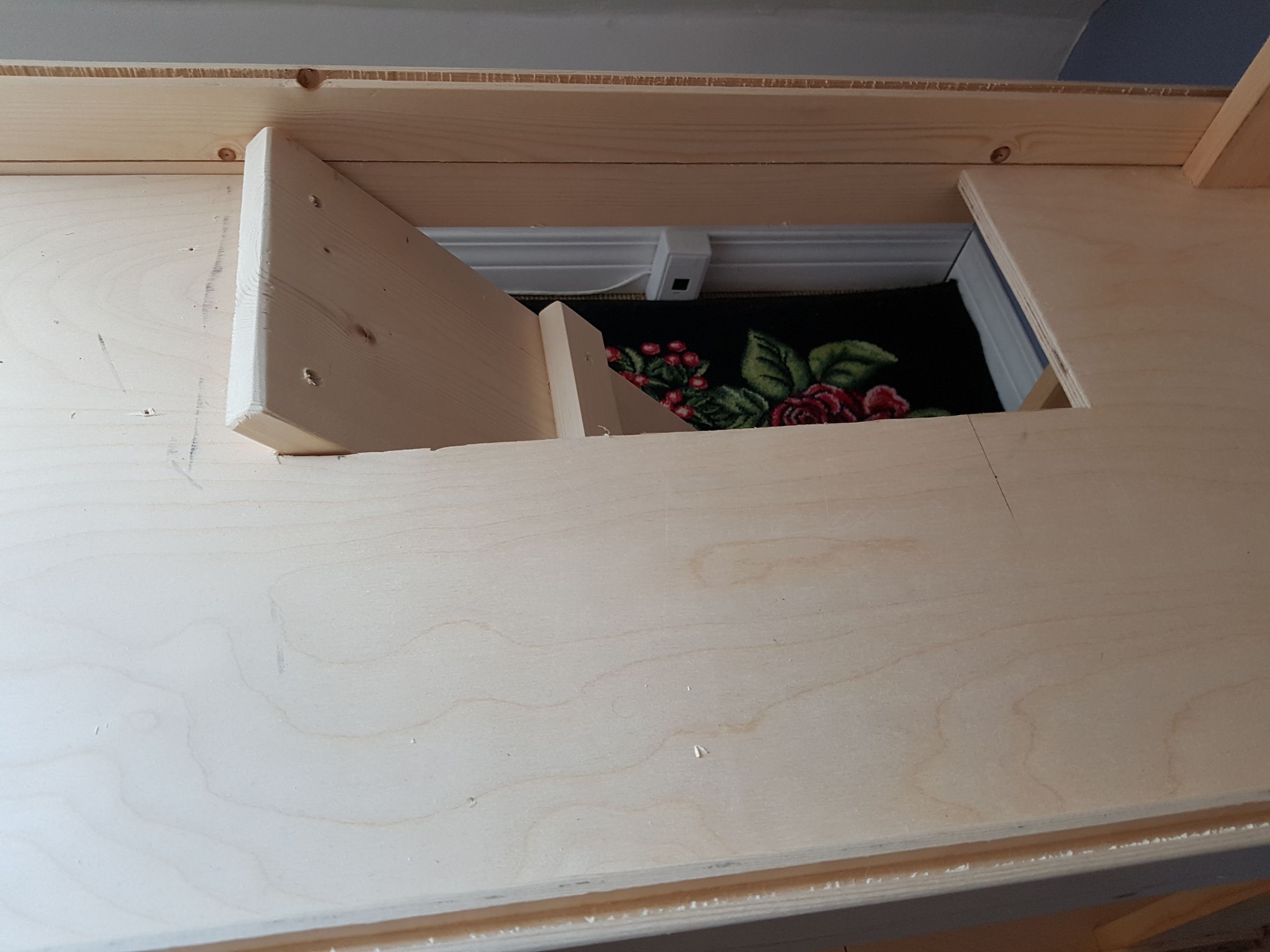 Two-Story Indoor Rabbit Hutch : 7 Steps (with Pictures) - Instructables