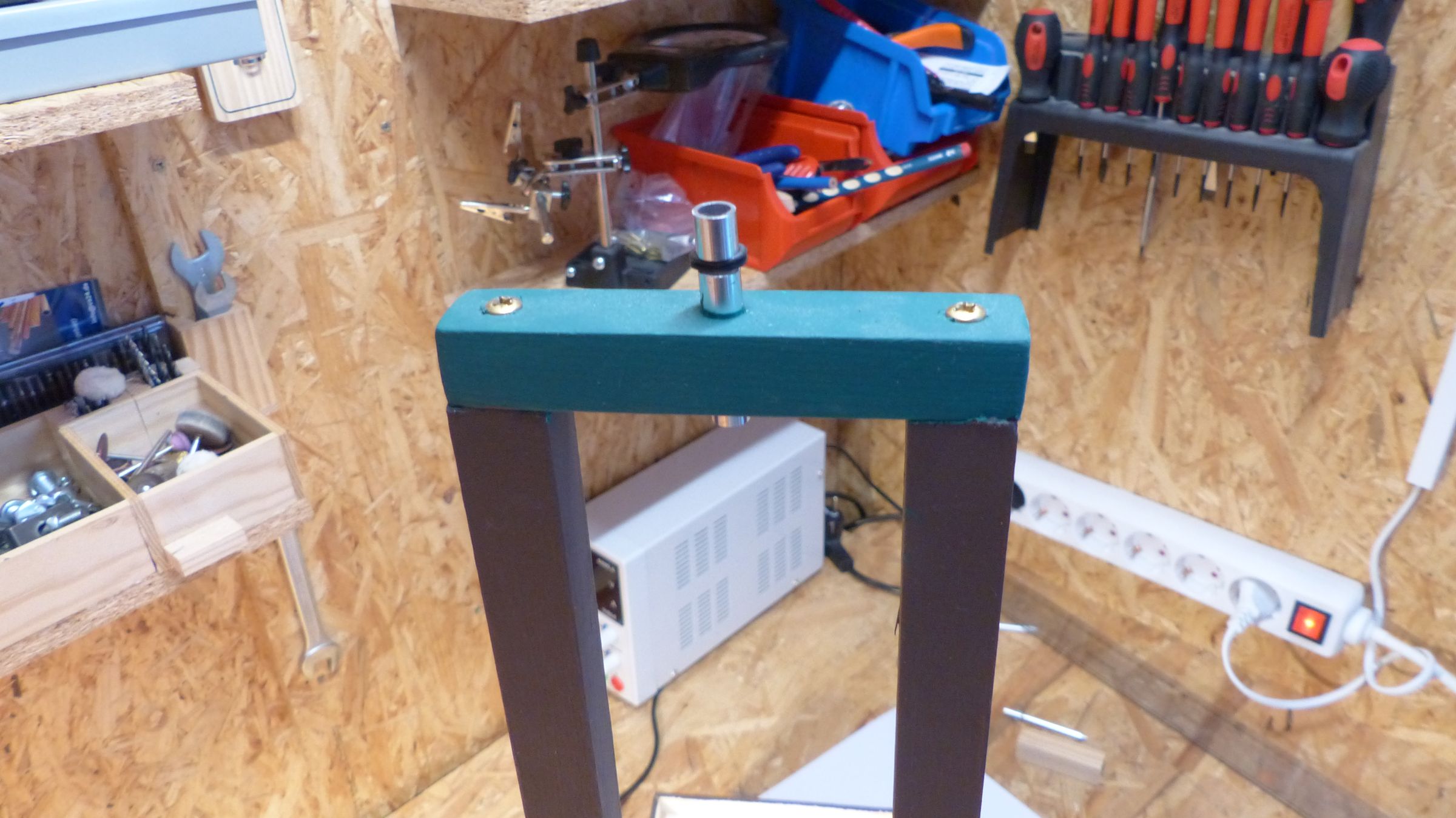 The Torsion Wire Magnetoscope : 7 Steps (with Pictures) - Instructables