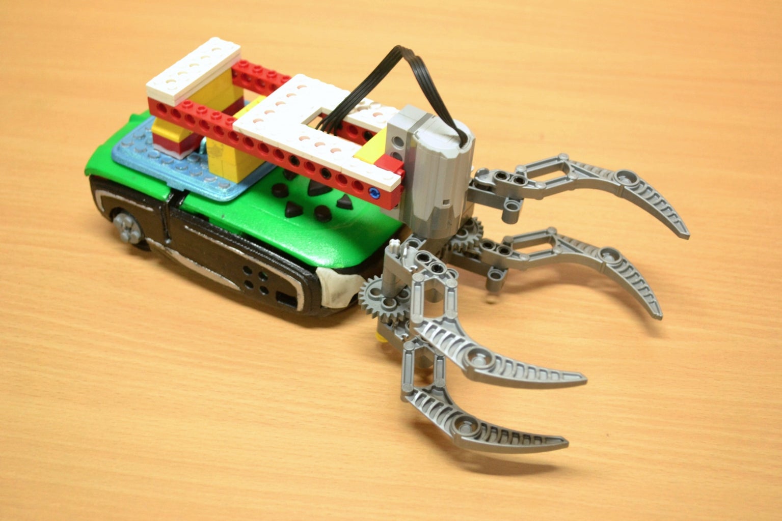 Mobile Robotic Arm Using PHIRO + Arduino : 6 Steps - Instructables Mobile Robotic Arm Using PHIRO + Arduino : 6 Steps - Instructables