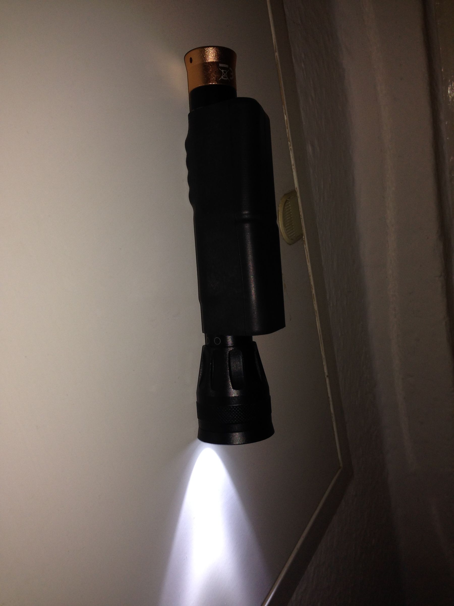 LED-Flashlight Improvements No 2: Major Blackout - Flashlights + Bike ...