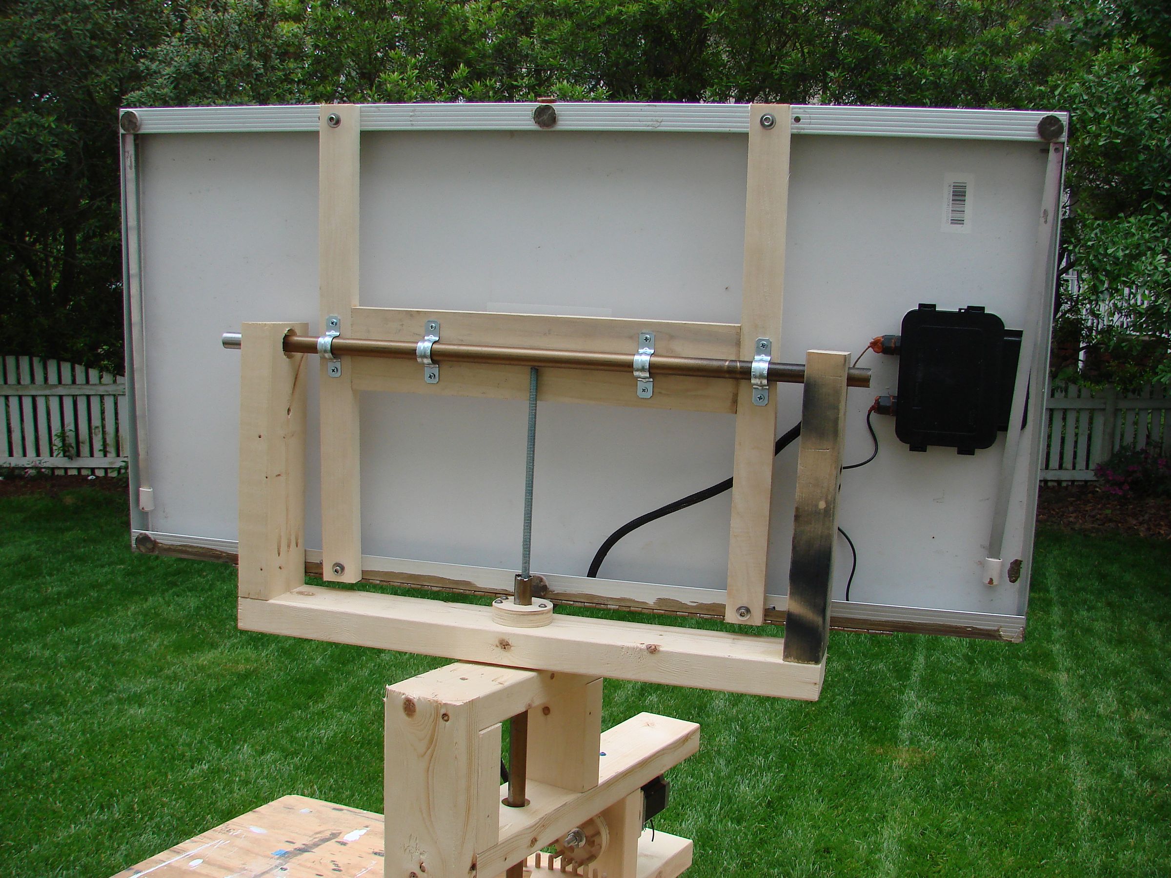 Internet Enabled Solar Tracker : 15 Steps (with Pictures) - Instructables