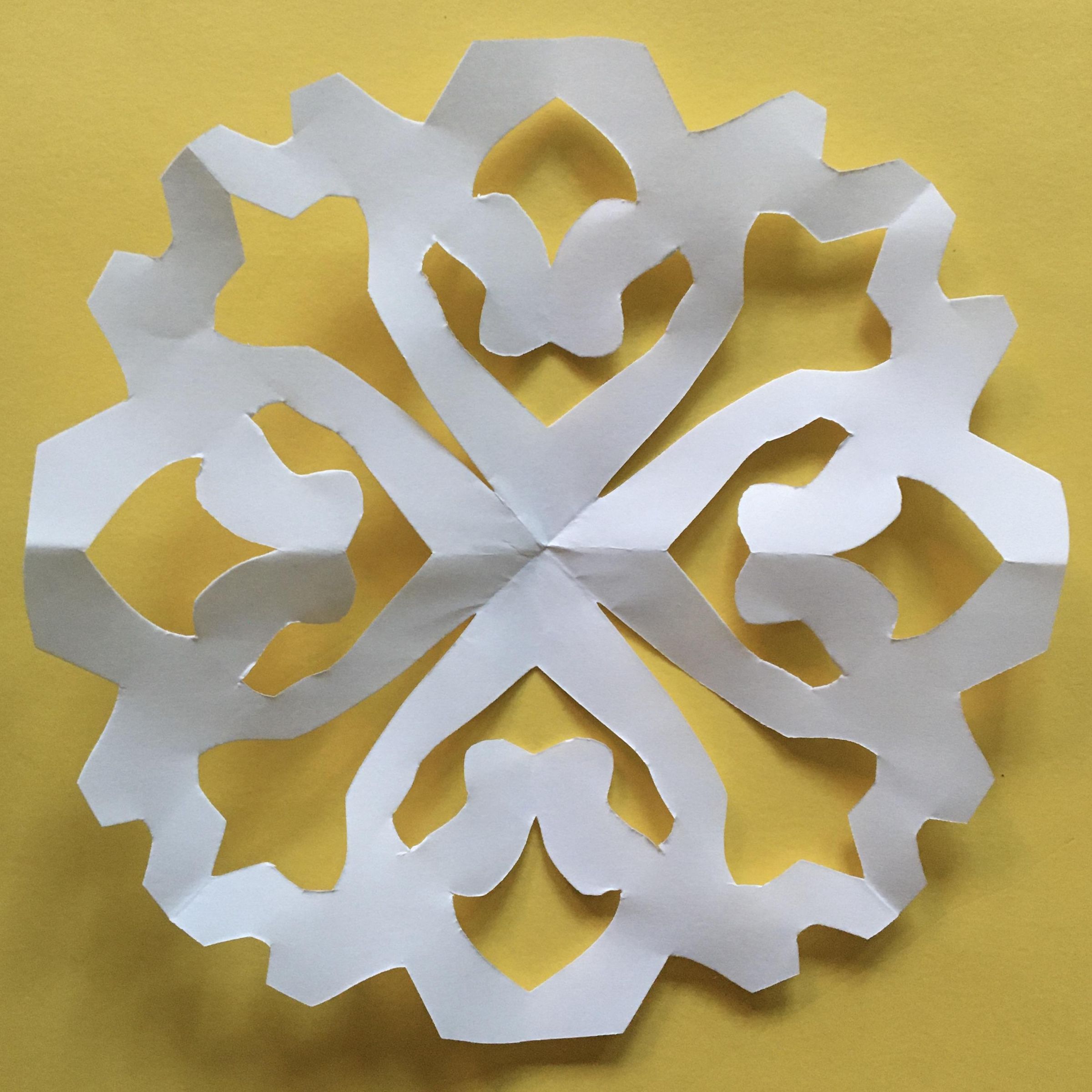 Mirrors, Paper Cutting, and Symmetry : 8 Steps (with Pictures ...