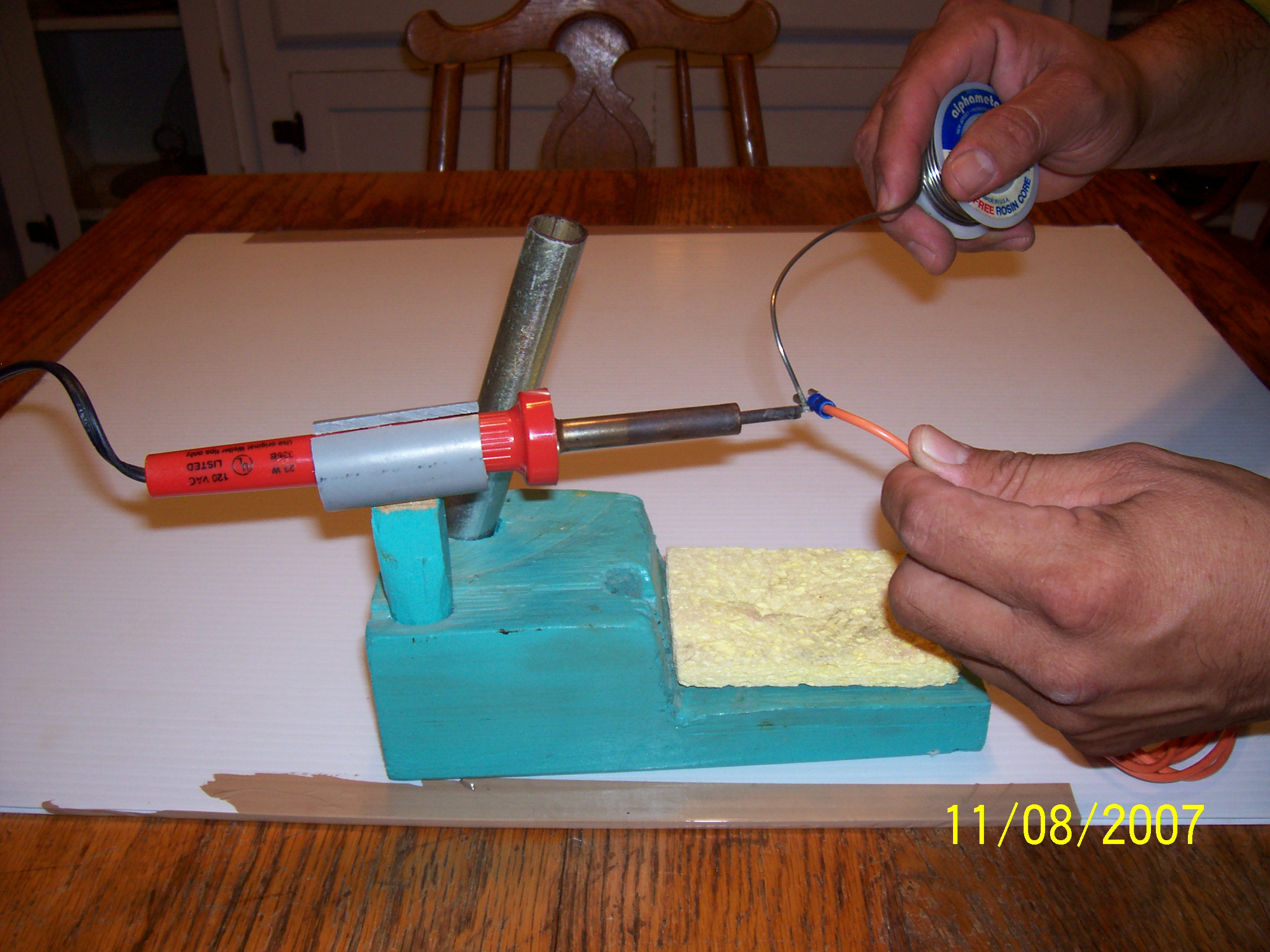 The Third Hand Stand - Instructables