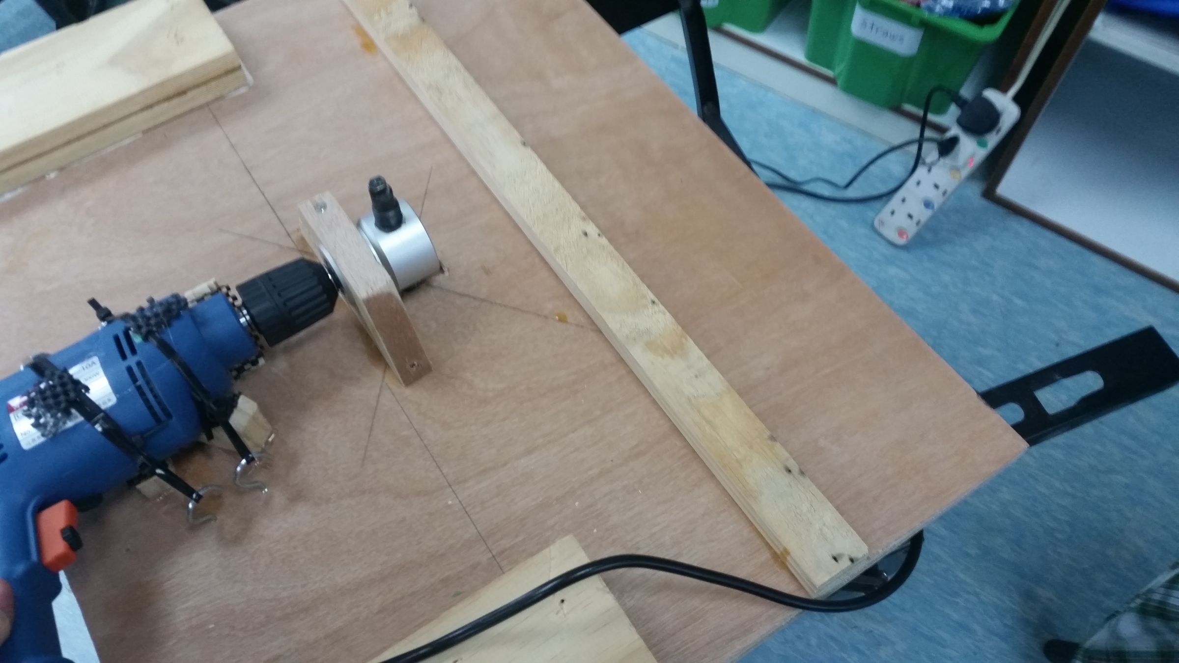 Table Saw for Kids : 7 Steps (with Pictures) - Instructables