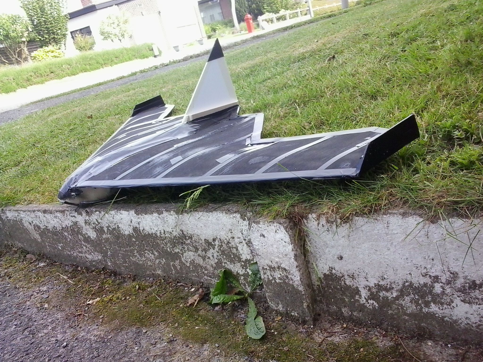 Airplane Stealth B2 Miniature (driving: Water Rocket) : 10 Steps ...