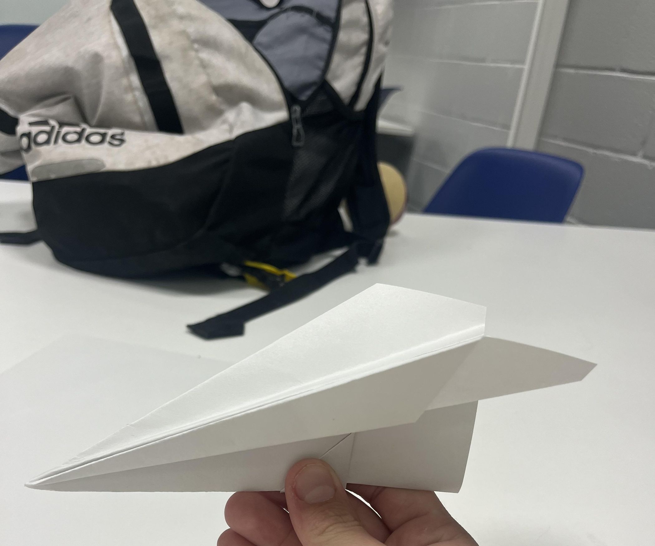 Airplane : 9 Steps - Instructables