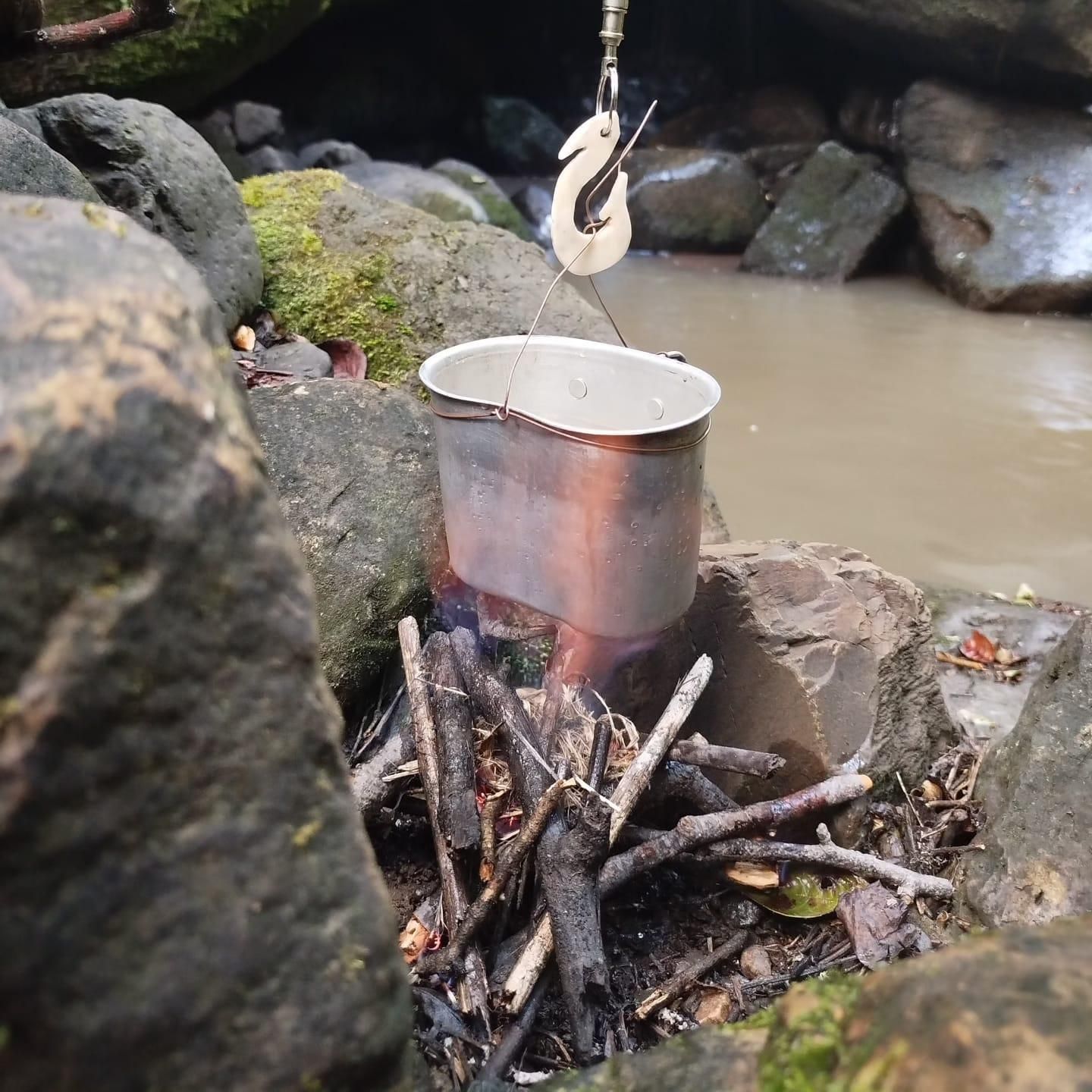 Multipurpose Bone Maori Hook Pendant /Pot Hanger : 4 Steps (with ...