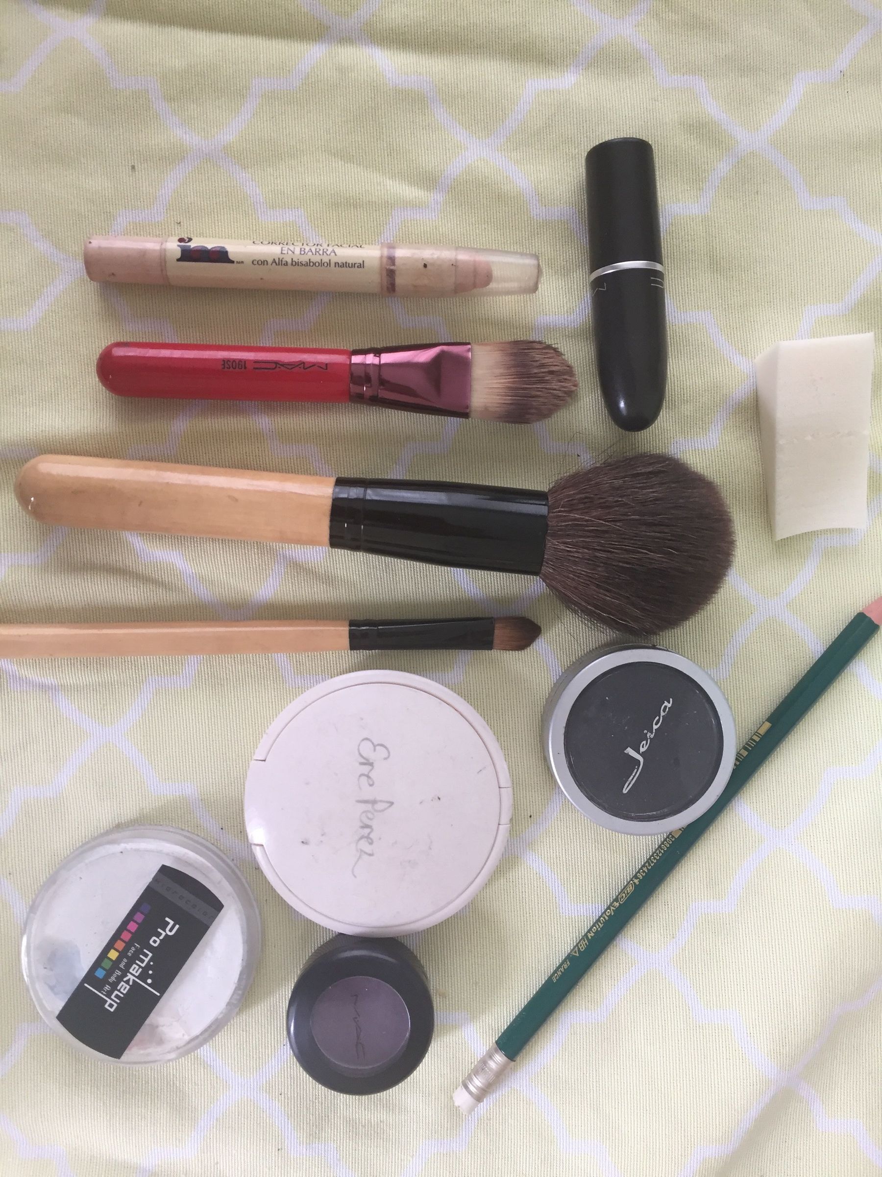 Comic Makeup : 8 Steps (with Pictures) - Instructables