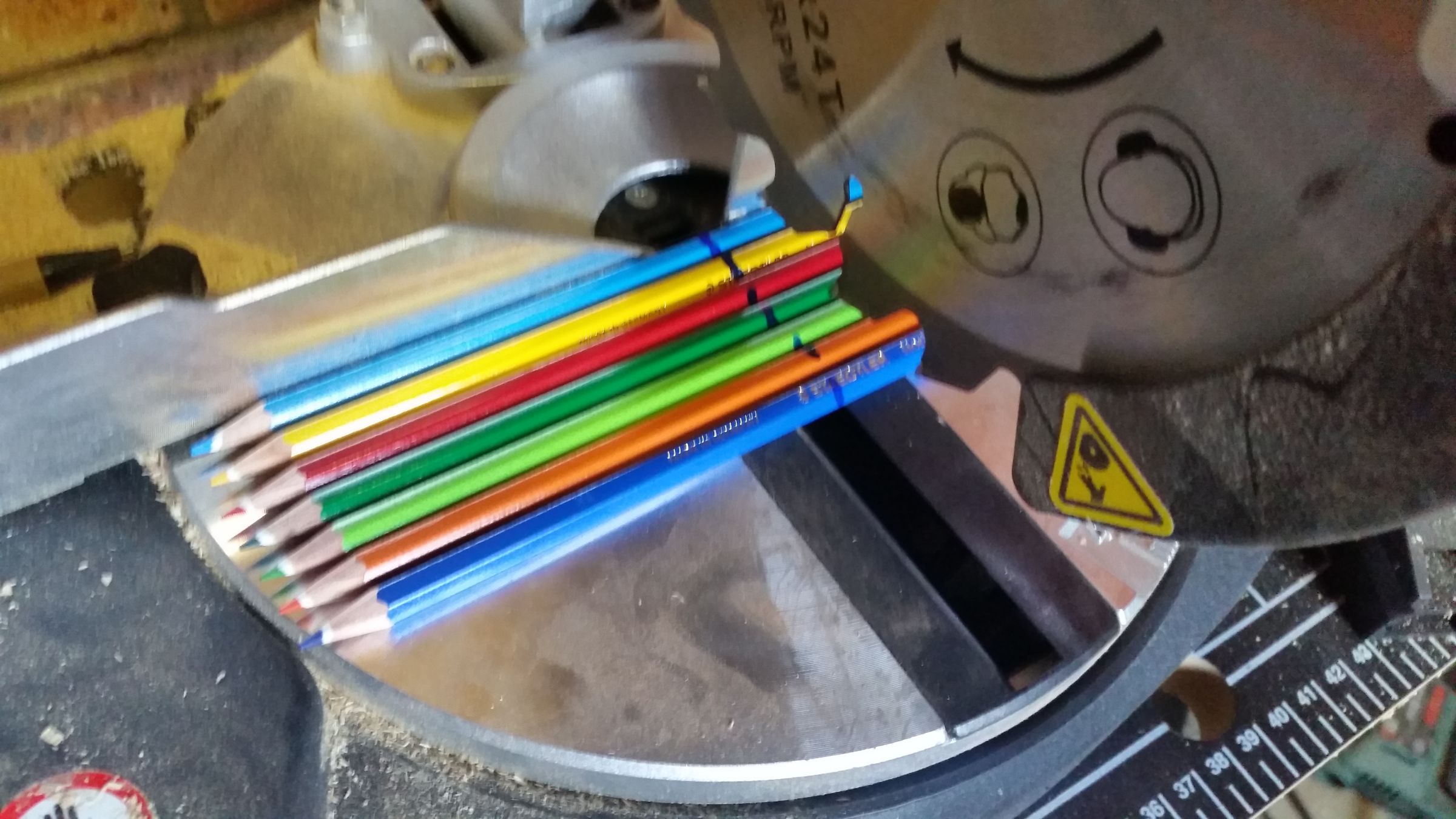 Easy Pen Holder : 5 Steps (with Pictures) - Instructables