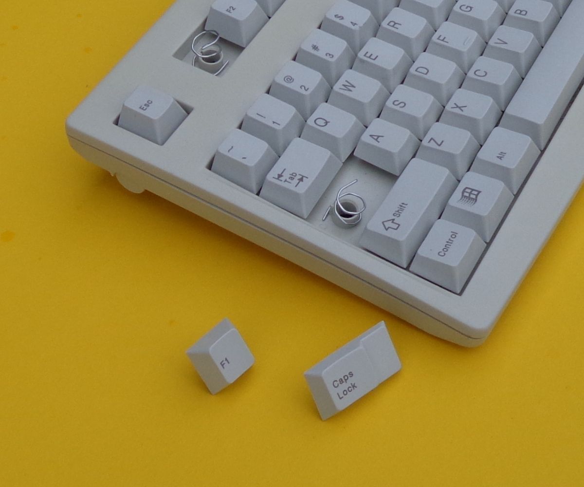 Keyboard Hack Using a Paperclip : 8 Steps (with Pictures) - Instructables