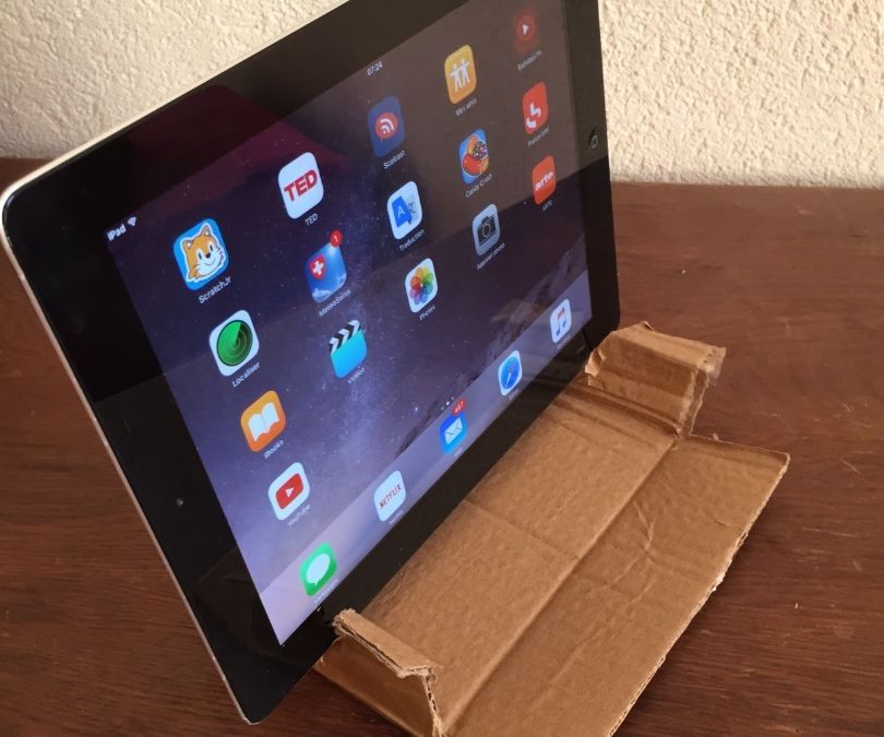 Ultra Cheap and Fully Recyclable IPad Support - Instructables