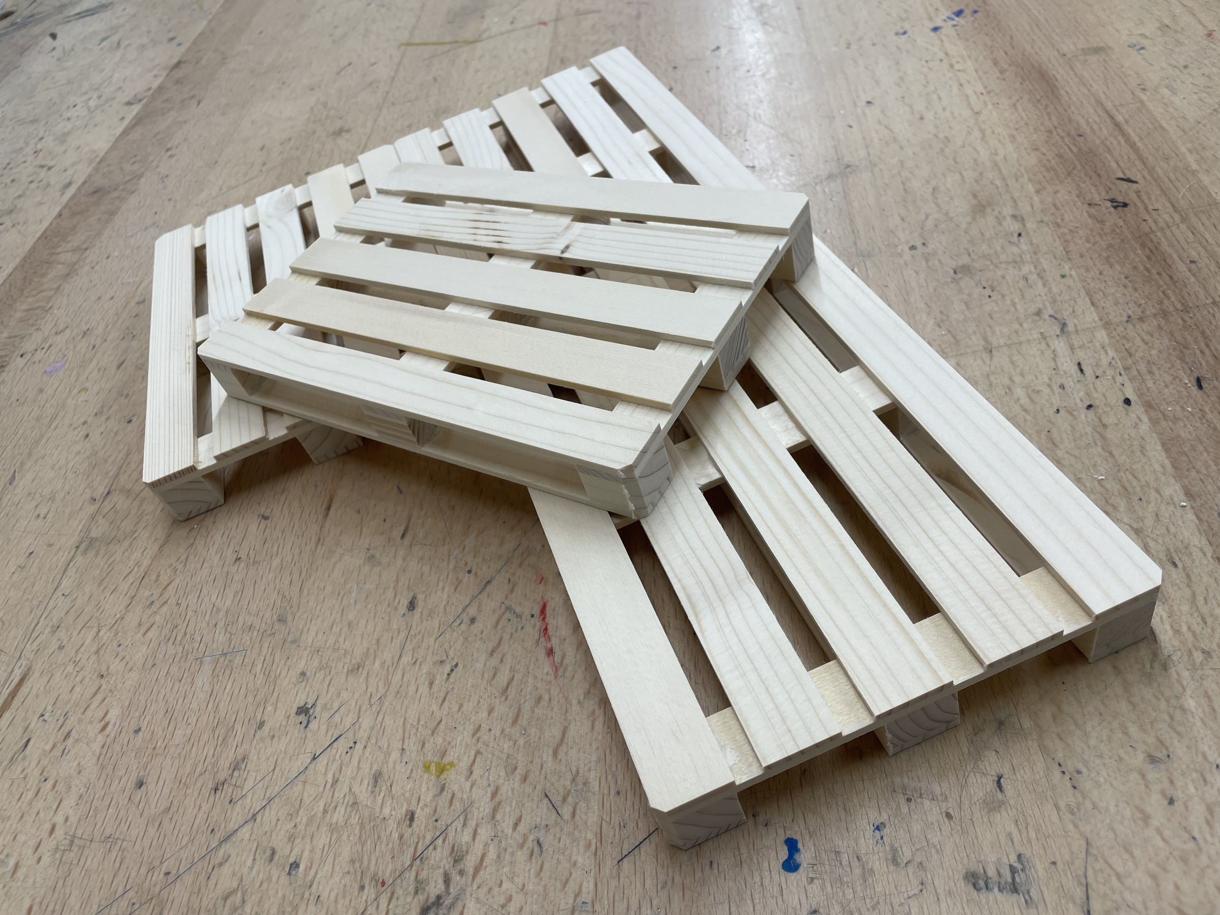 Miniature Euro Pallet : 4 Steps (with Pictures) - Instructables