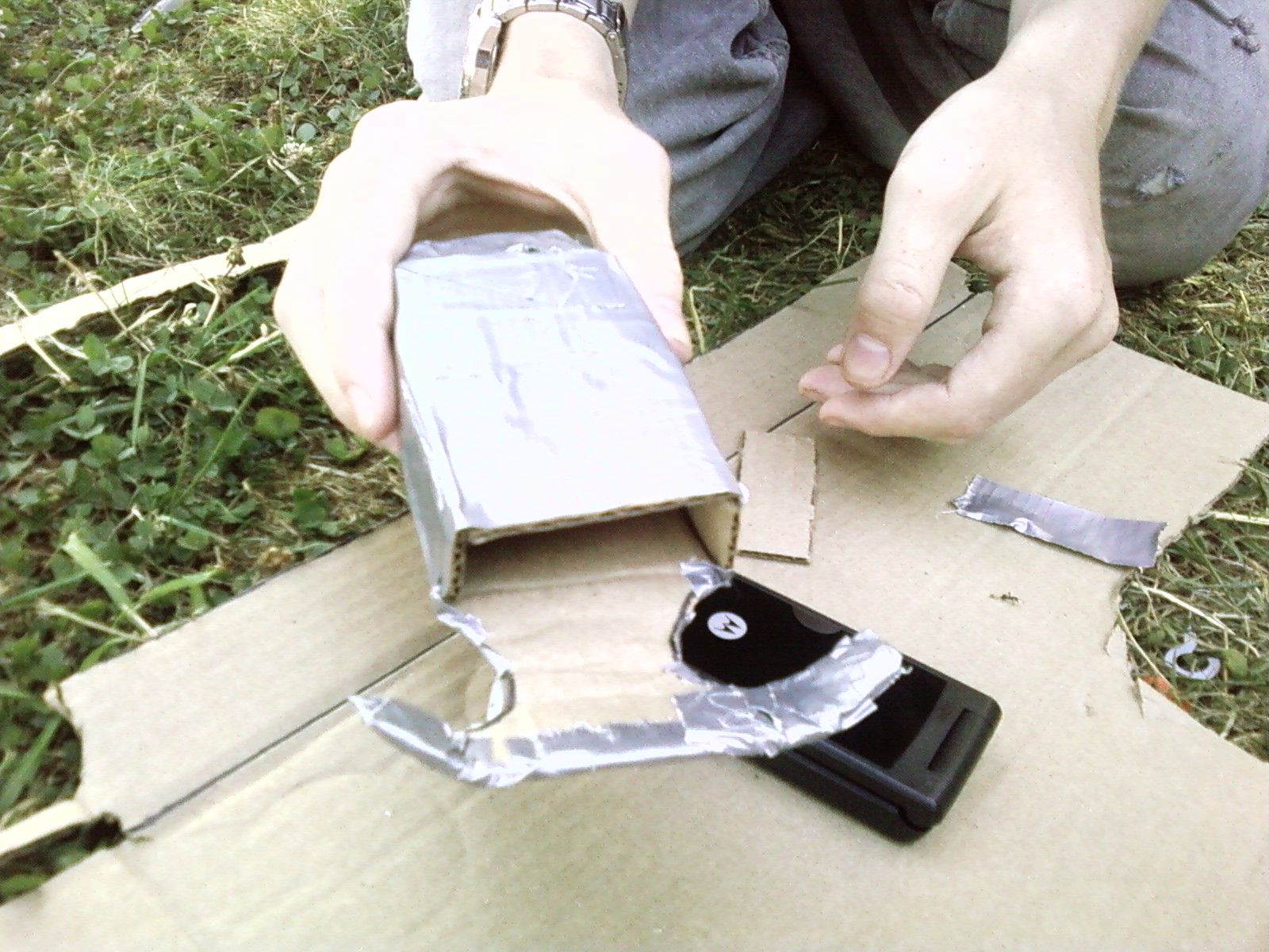 Cardboard Cell Phone Case. : 9 Steps - Instructables