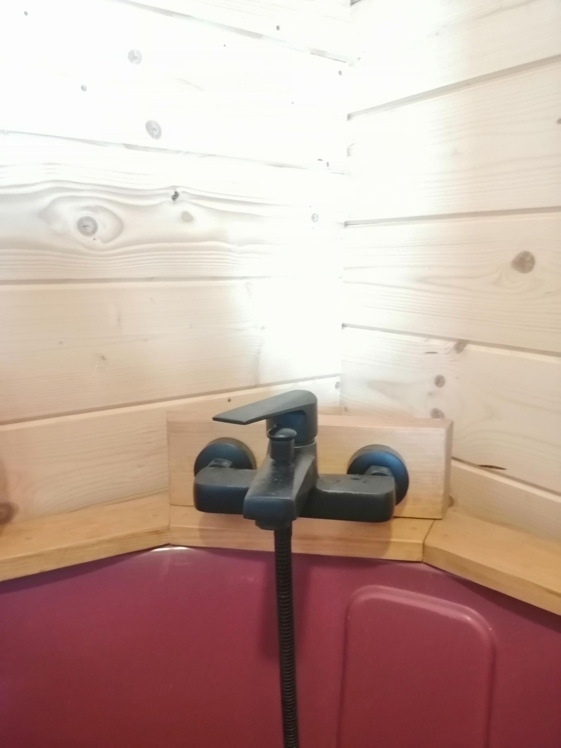 DIY Wooden Bathtub : 7 Steps (with Pictures) - Instructables