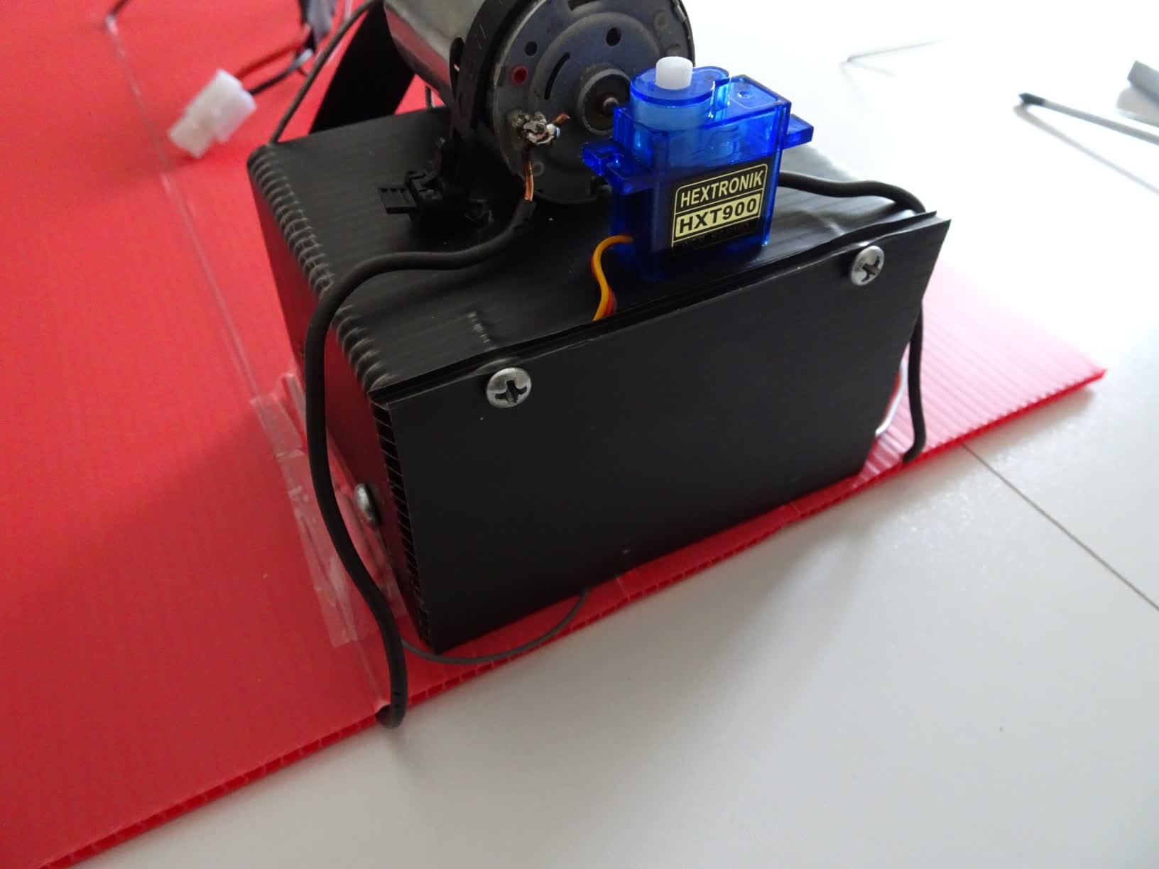 Radio Controlled Hovercraft : 14 Steps (with Pictures) - Instructables