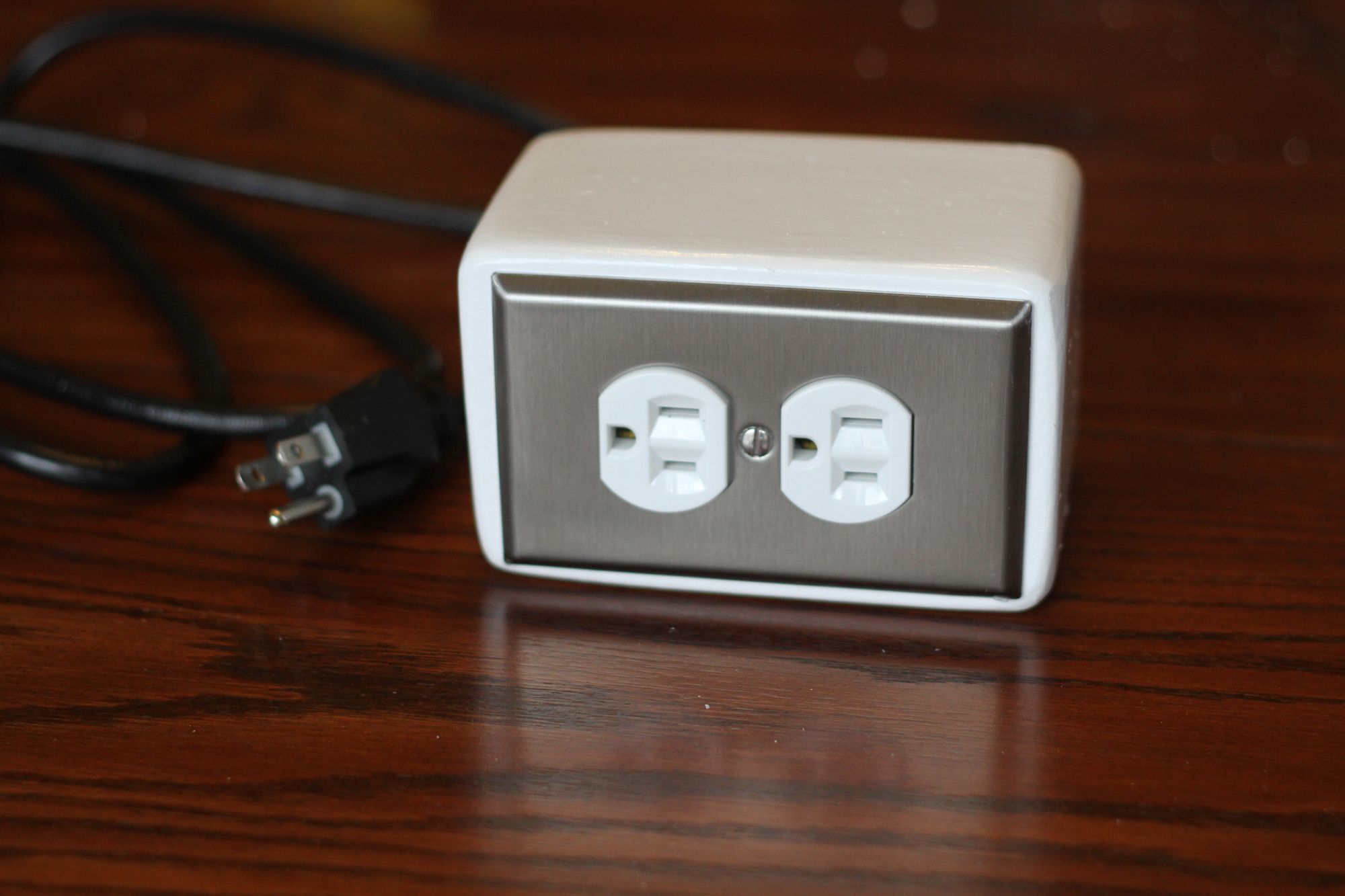 Desktop Power Outlet : 6 Steps (with Pictures) - Instructables