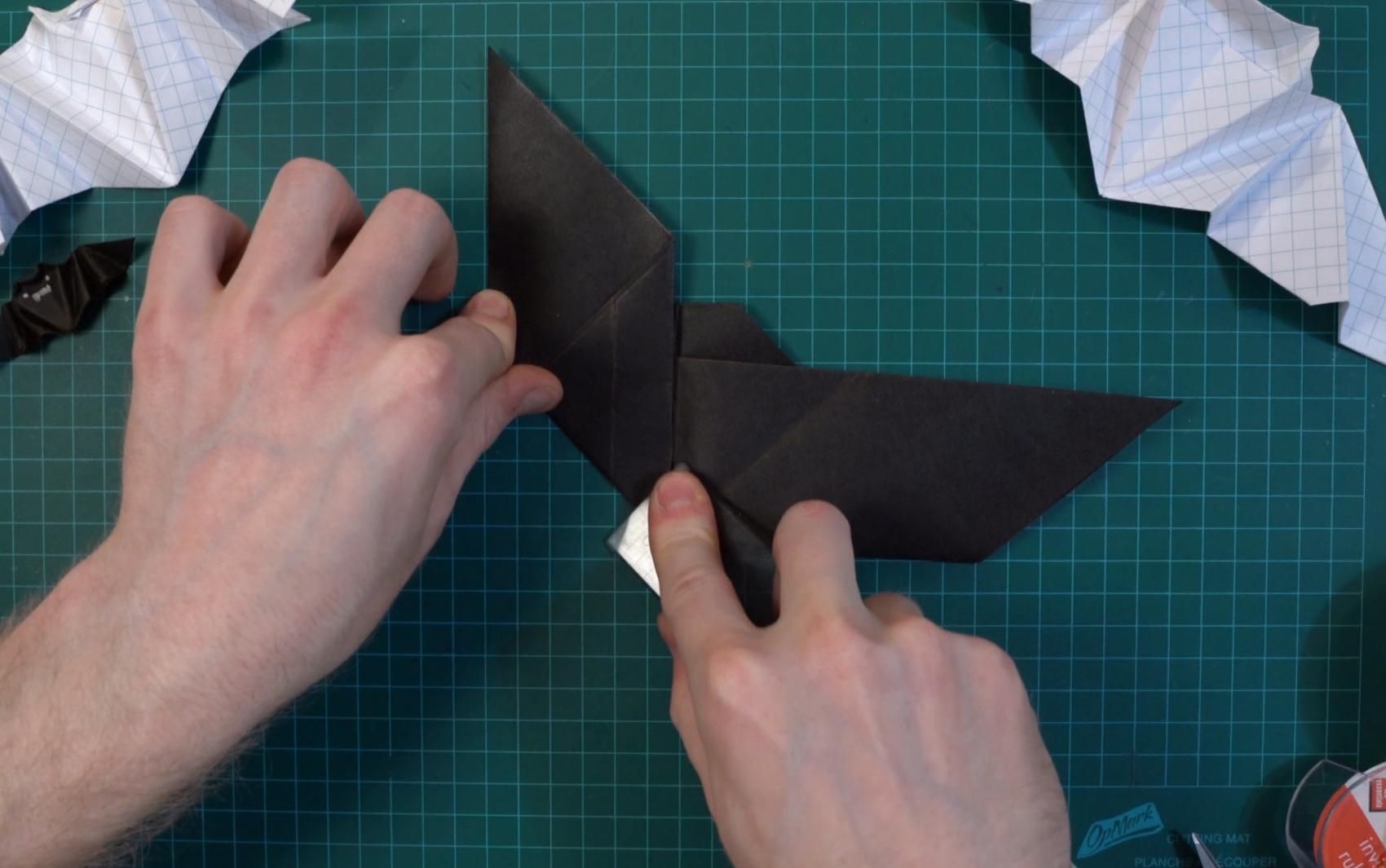 How to Make a Origami Bats : 7 Steps (with Pictures) - Instructables