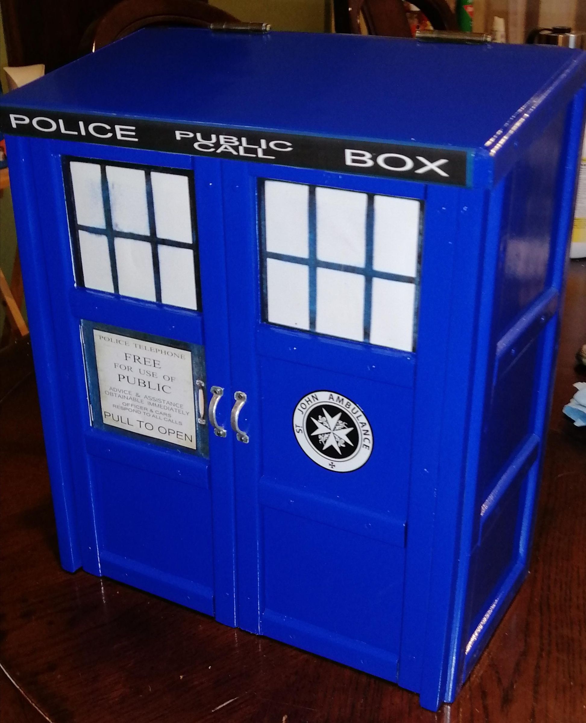 Tardis Mailbox : 9 Steps (with Pictures) - Instructables