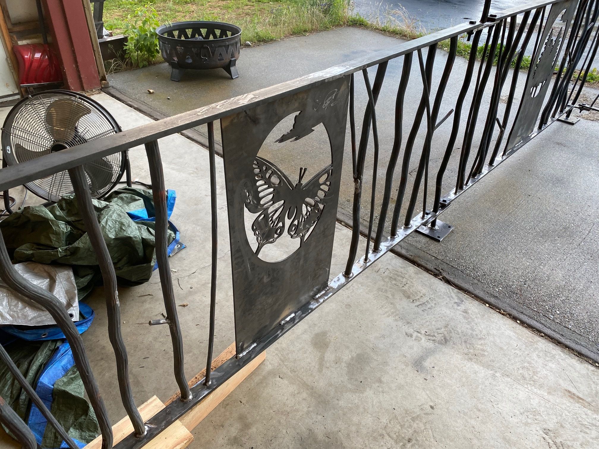 Rustic Cabin Railing : 7 Steps - Instructables