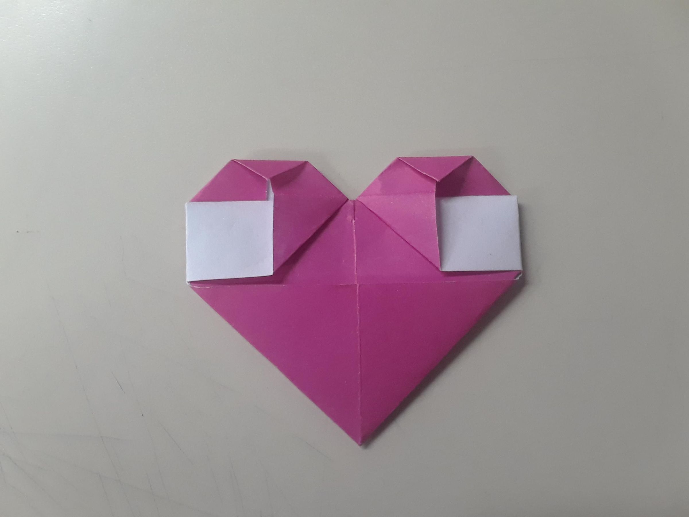 Cute Origami Heart Bookmark : 9 Steps - Instructables