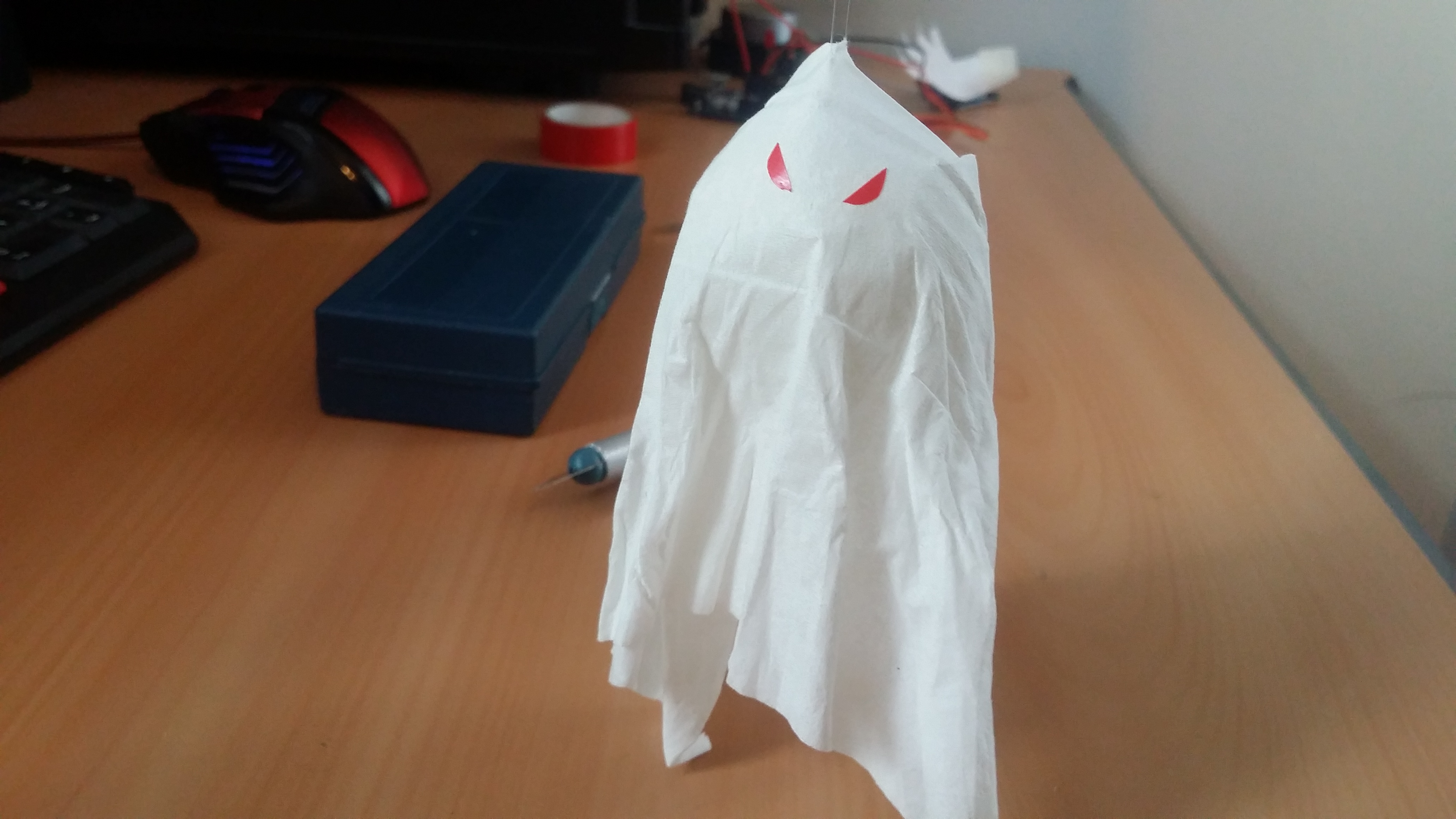 Cheap Flying Ghost Halloween Prank! : 4 Steps (with Pictures ...