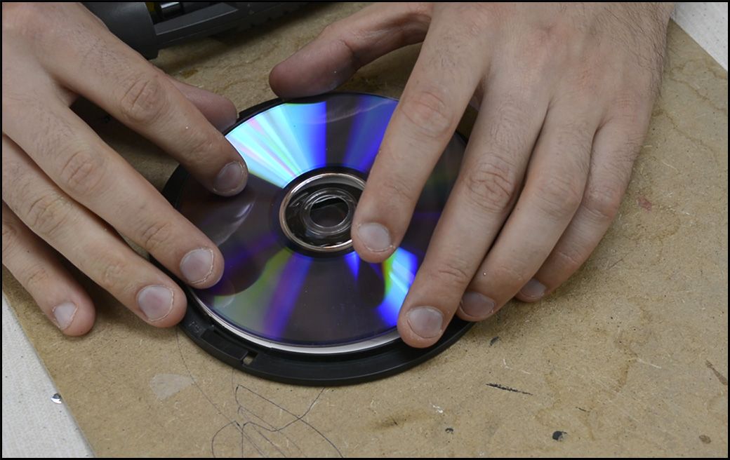 Secret Safe From Old CD's : 8 Steps (with Pictures) - Instructables