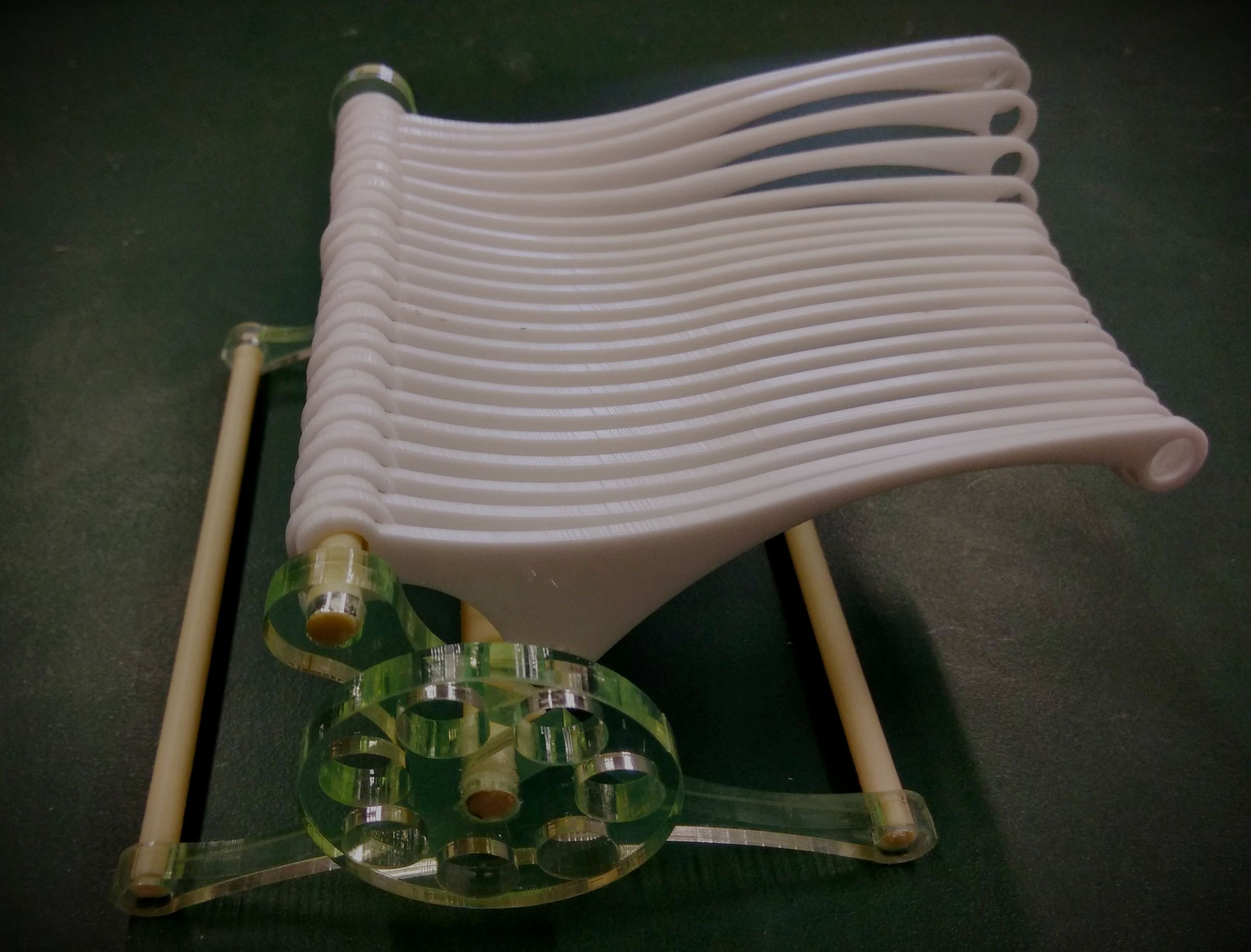 Kinetic Wave Simulator Made Easy! : 6 Steps (with Pictures) - Instructables