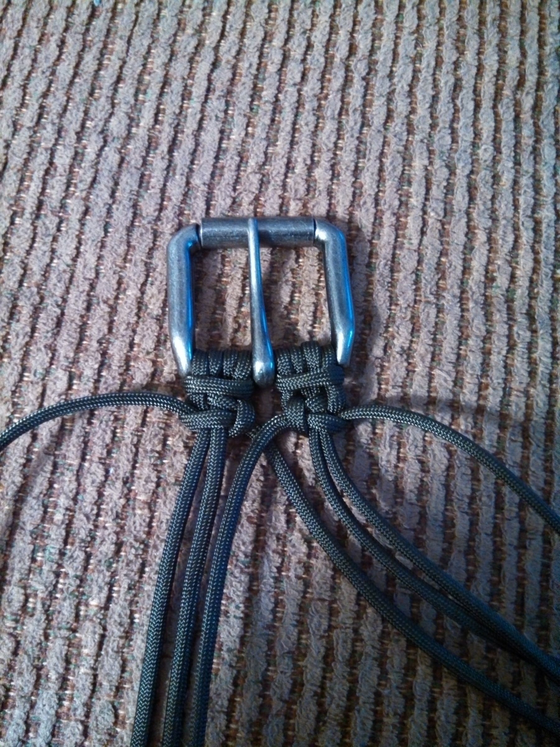 Double Cobra Stitch Paracord Belt : 9 Steps (with Pictures) - Instructables