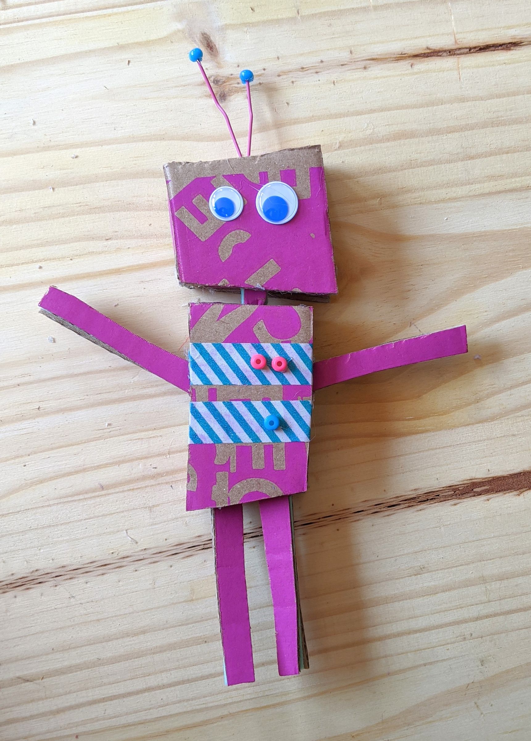 Make a Cardboard Robot : 6 Steps (with Pictures) - Instructables