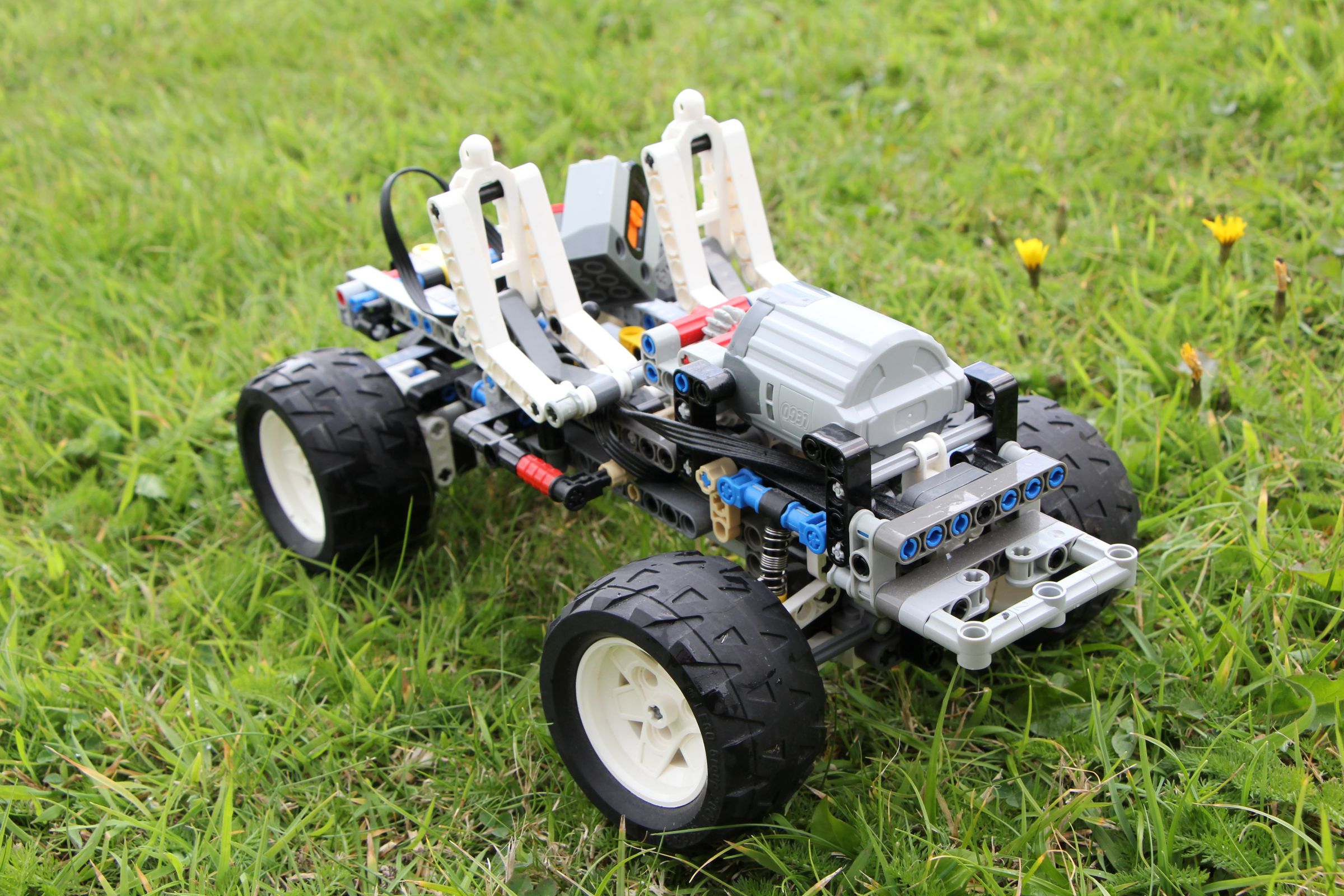 Lego Technic Remote Control Off Roader Version 2 - Instructables