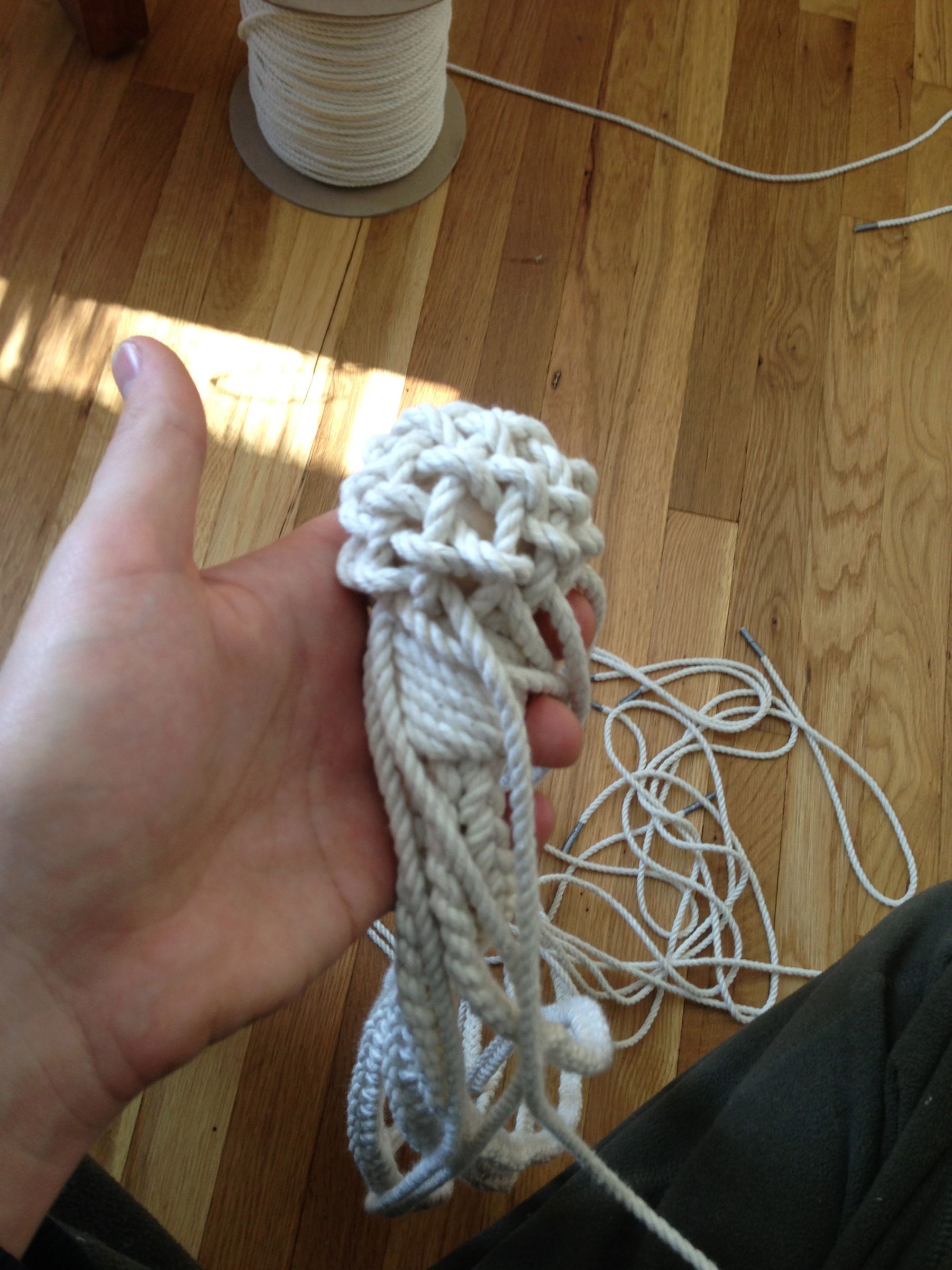 How to Make a Plant Hanger Out of Rope : 10 Steps (with Pictures ...