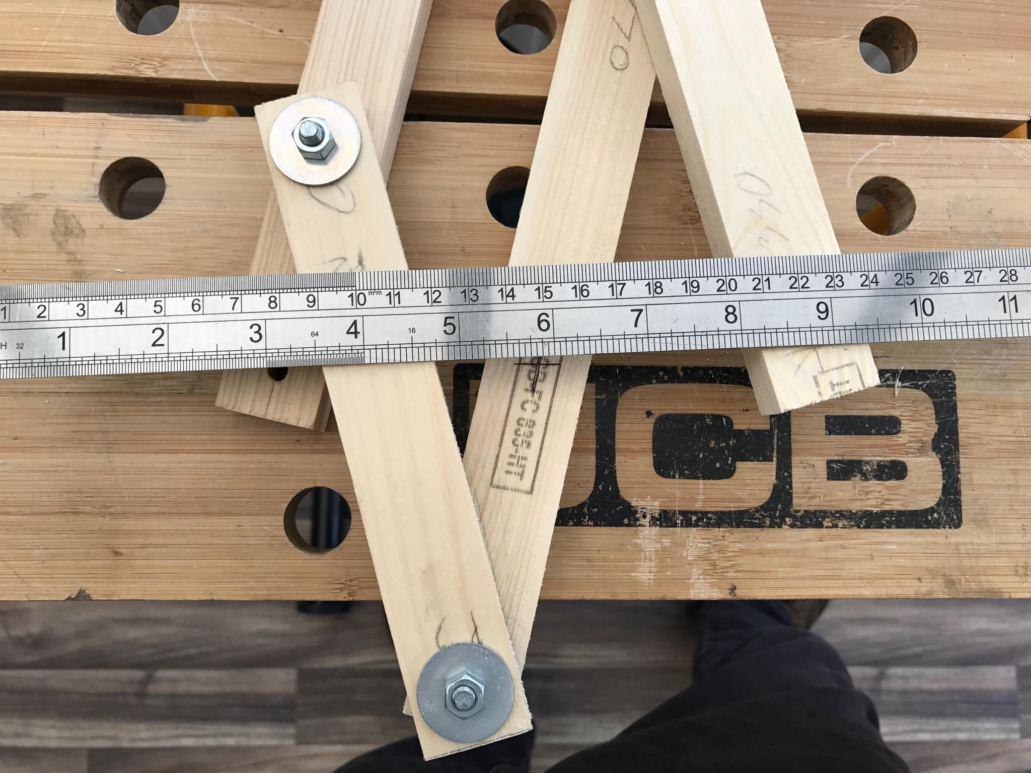 How to Make a Wooden Engraving Pantograph : 11 Steps (with Pictures ...