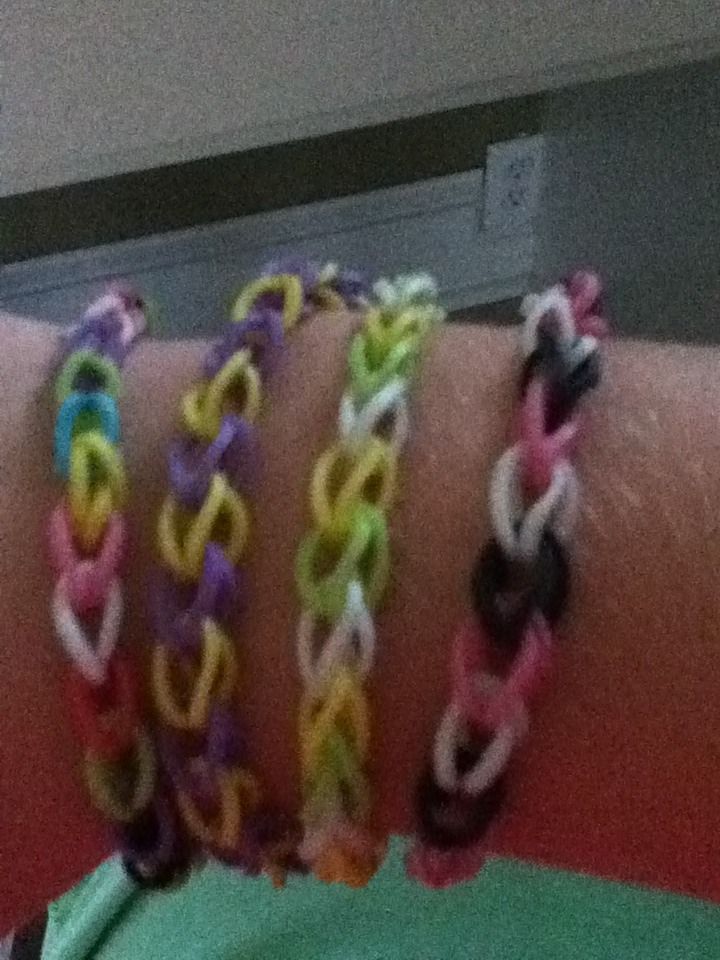 Rubber Band Bracelet : 14 Steps - Instructables