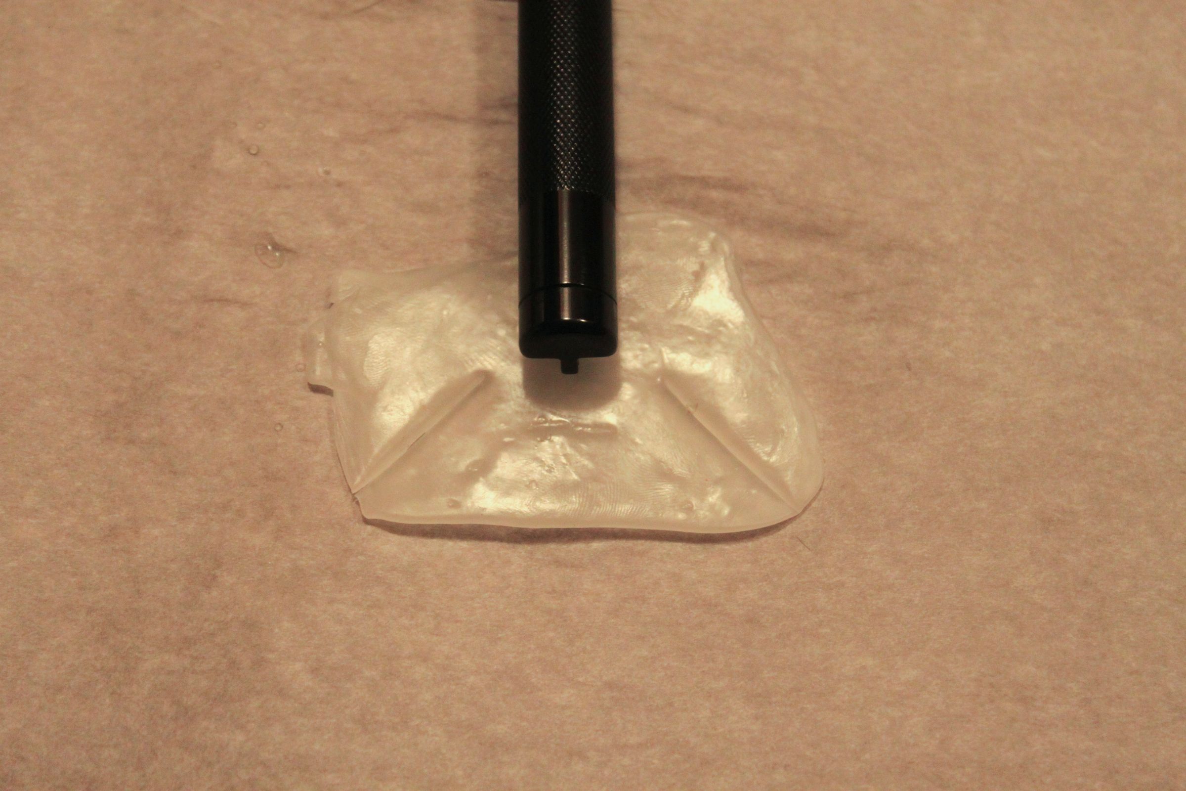 Bite Light: the Mouth Held Flashlight Hack : 4 Steps - Instructables