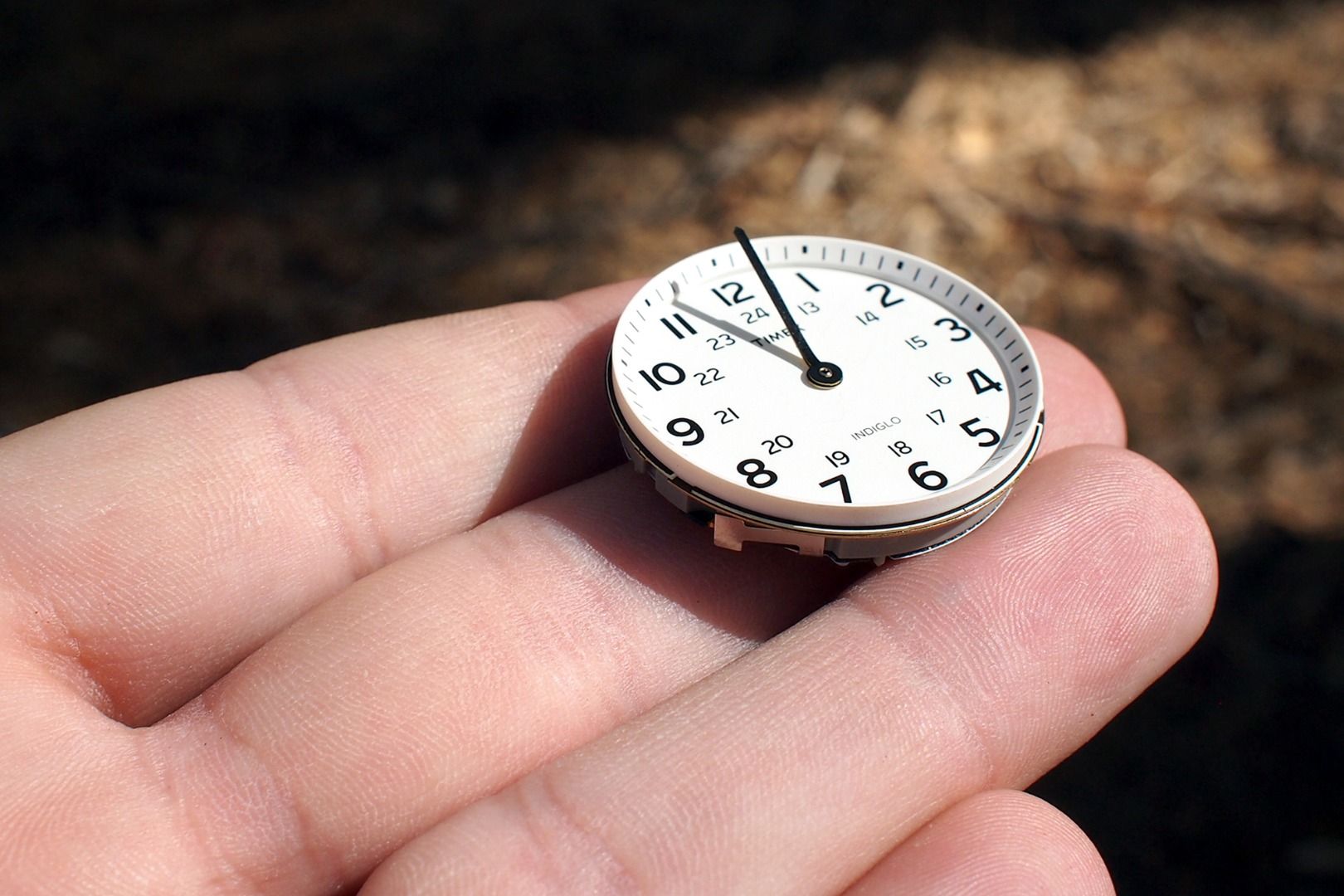 6 Wrist Watch Survival Hacks : 7 Steps (with Pictures) - Instructables