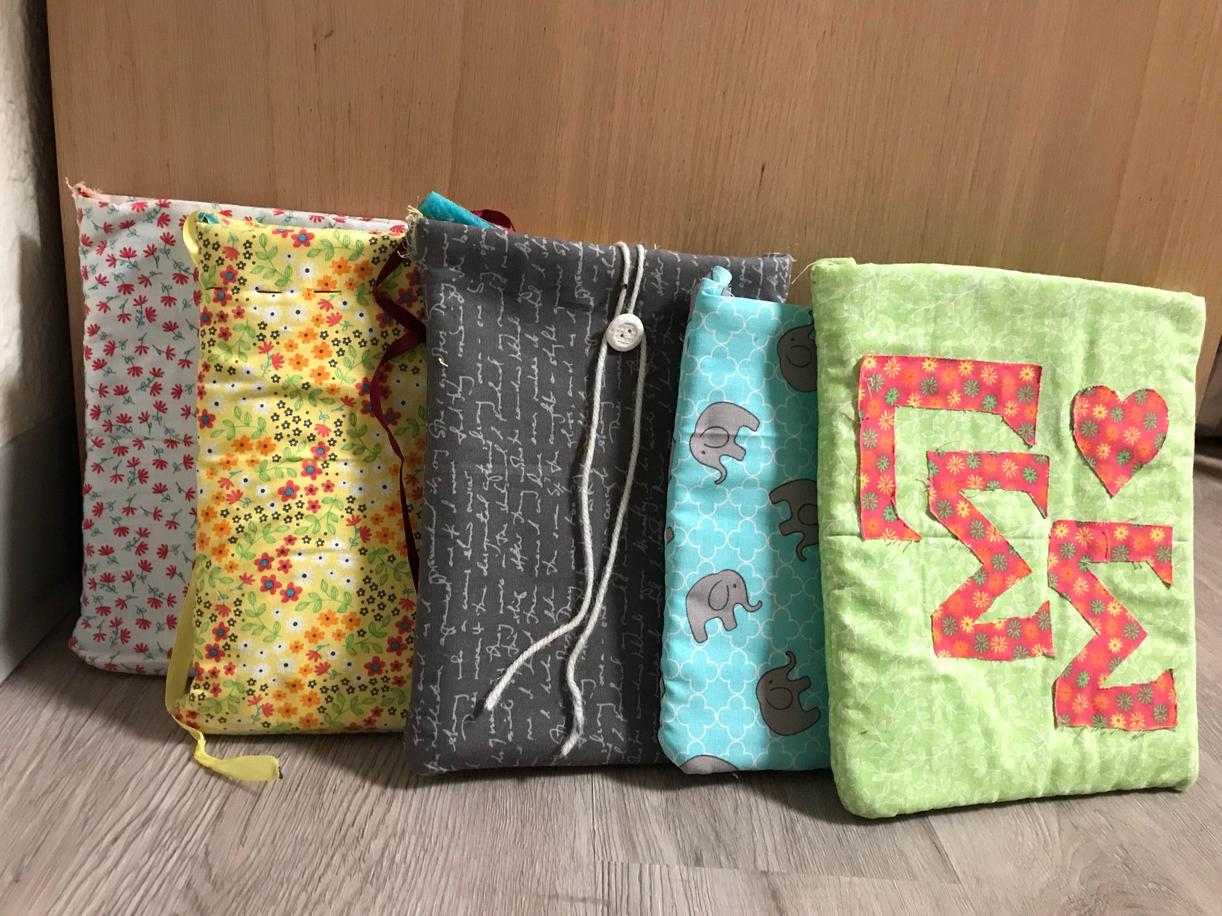 Fabric Book Sleeve : 9 Steps - Instructables