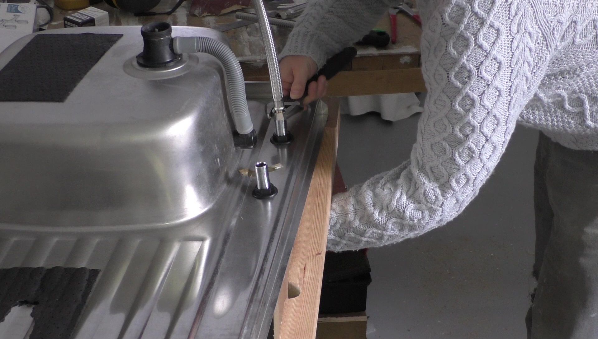 Custom Kitchen Sink Cabinet : 9 Steps (with Pictures) - Instructables