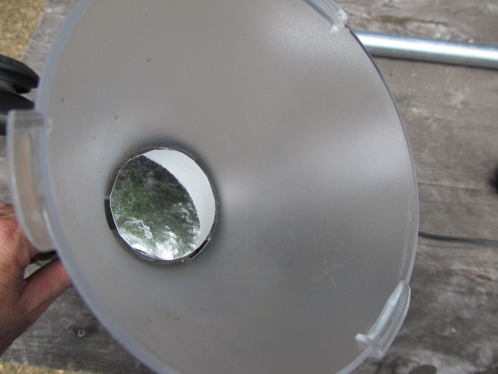 Simple Solar Lamp Post - Instructables